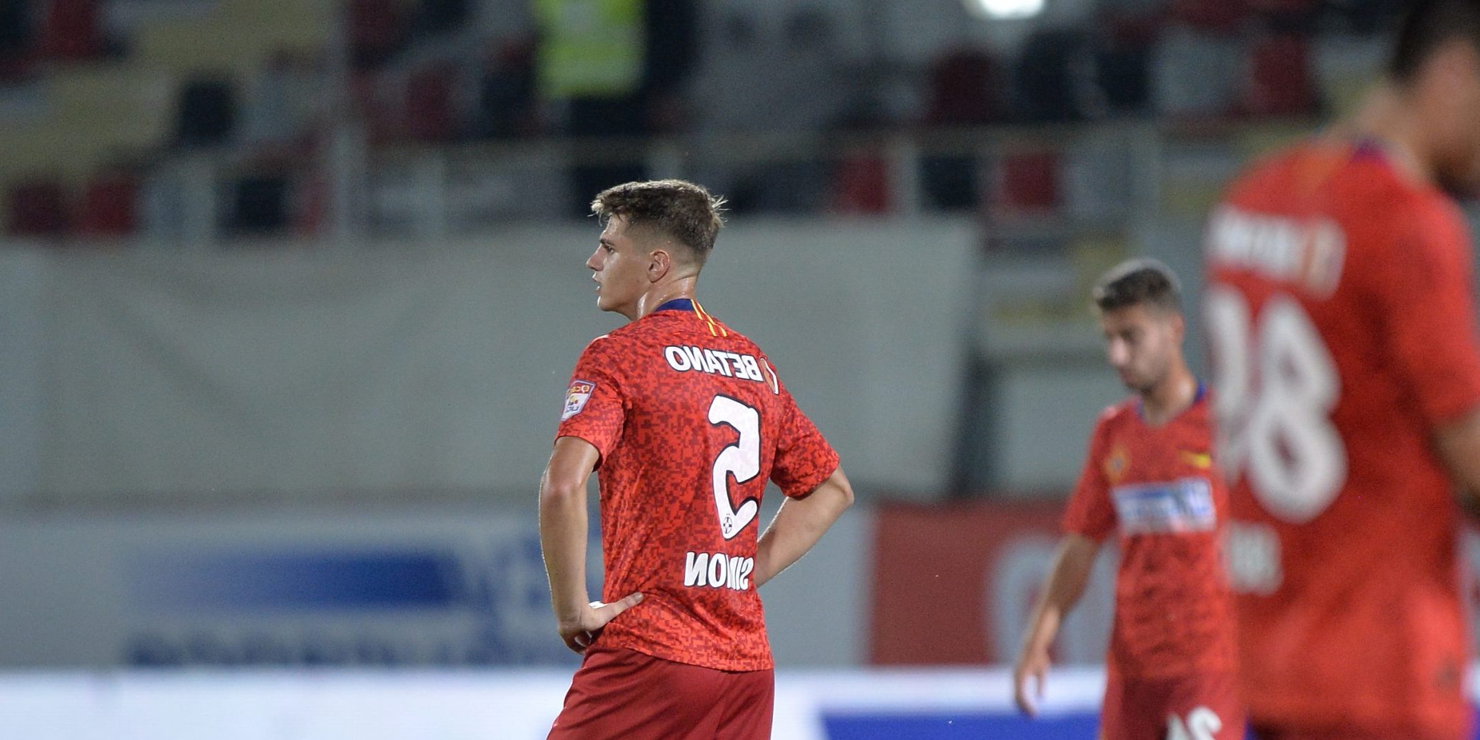 Gigi Becali s-a enervat teribil și a cerut schimbarea lui Gabriel ...