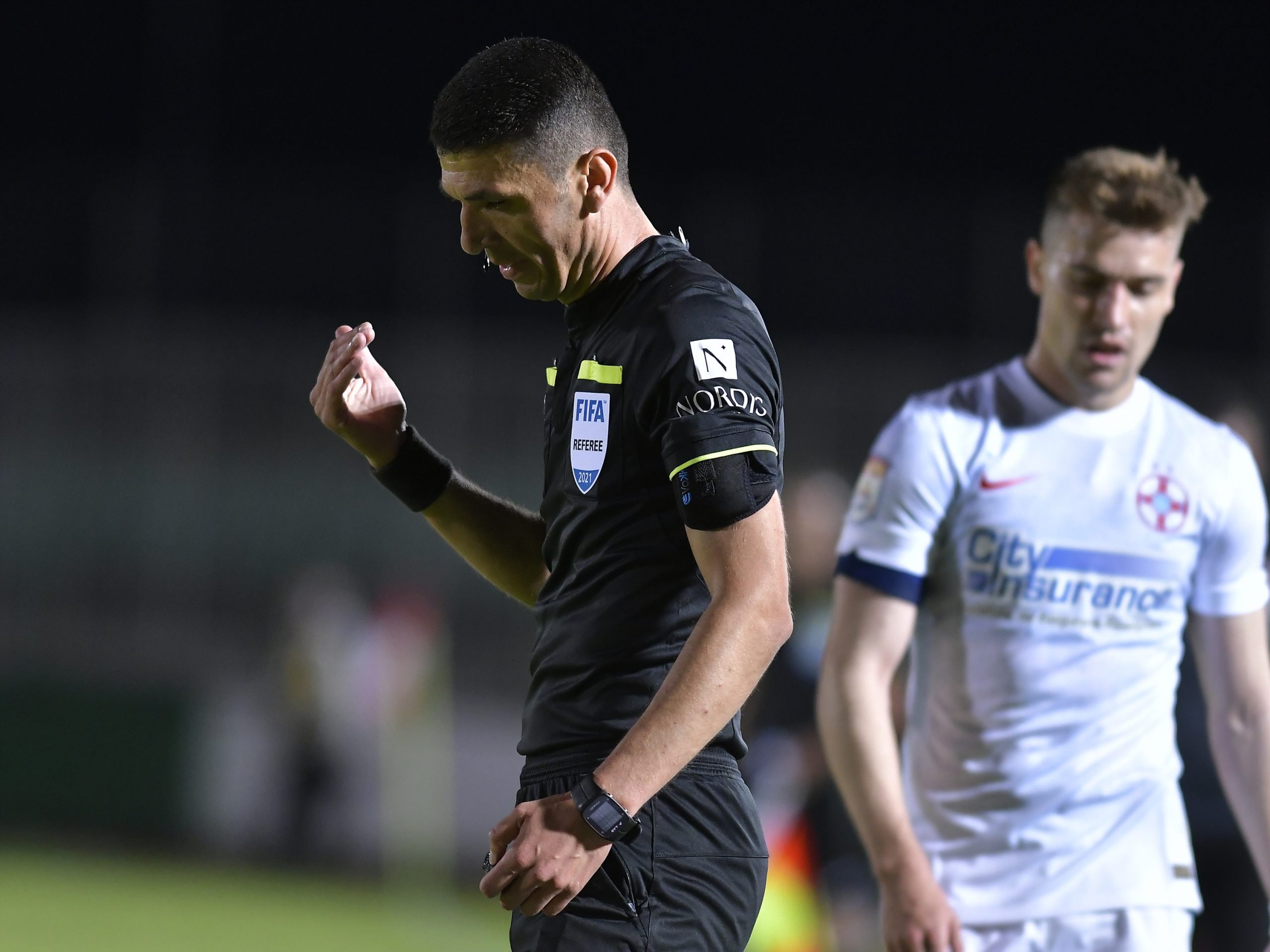 Dezvăluiri despre greșelile de arbitraj din FCSB - CS Mioveni: „La ...