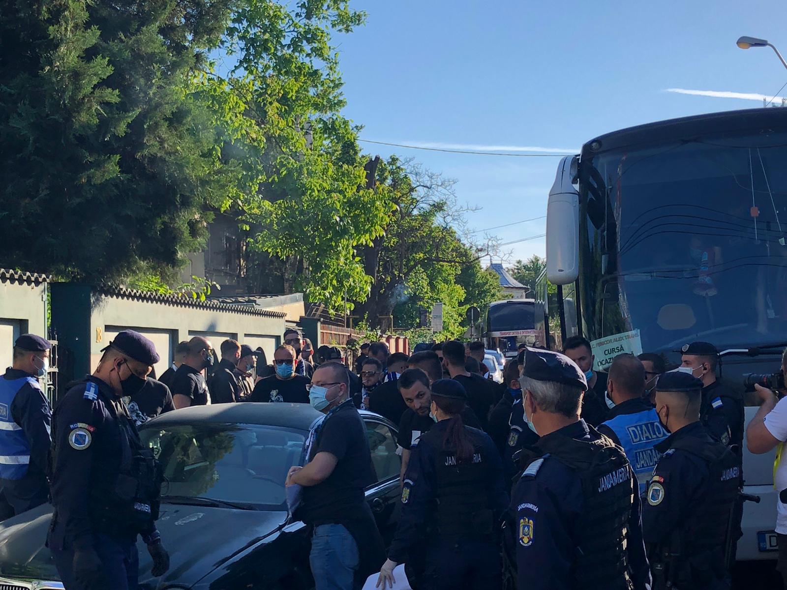 Autoritățile le-au făcut pe plac suporterilor olteni! Fanii ...