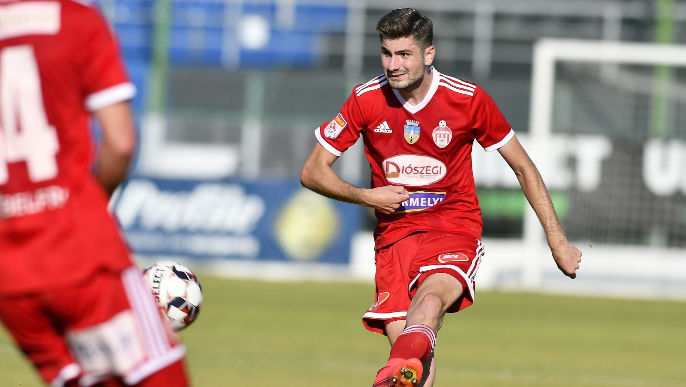 Cei mai buni jucători din prima etapă: 7 stranieri, un fotbalist U21 și ...