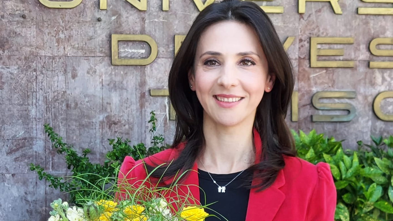 Andreea Raducan's Instagram, Twitter & Facebook on IDCrawl