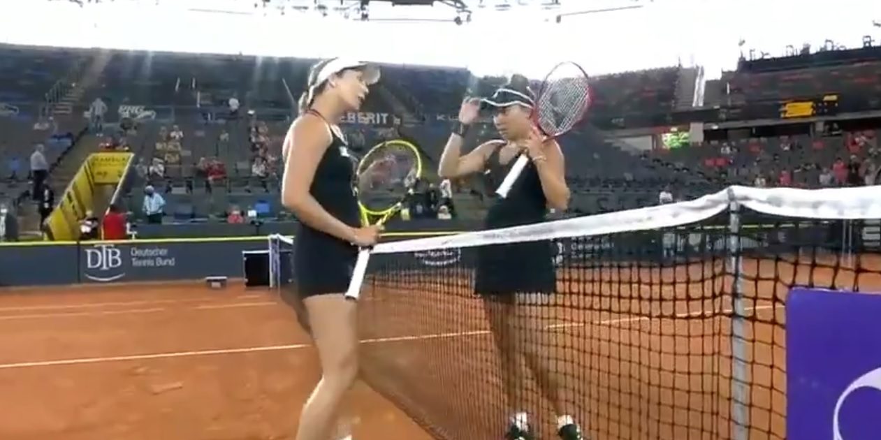 Gabriela Ruse și Danielle Collins „au dat-o la pace" la festivitatea de ...