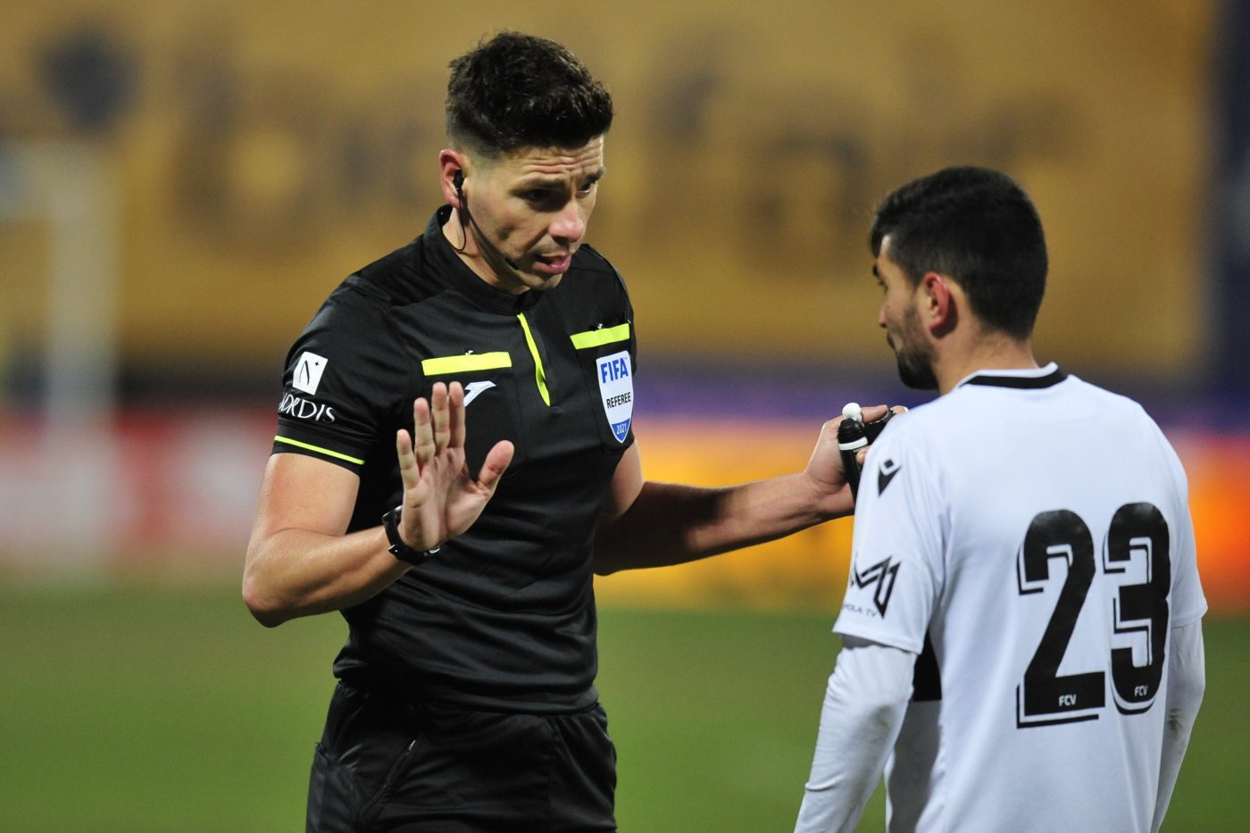 Arbitrul Marian Barbu, impresionat la primul meci din Champions League ...