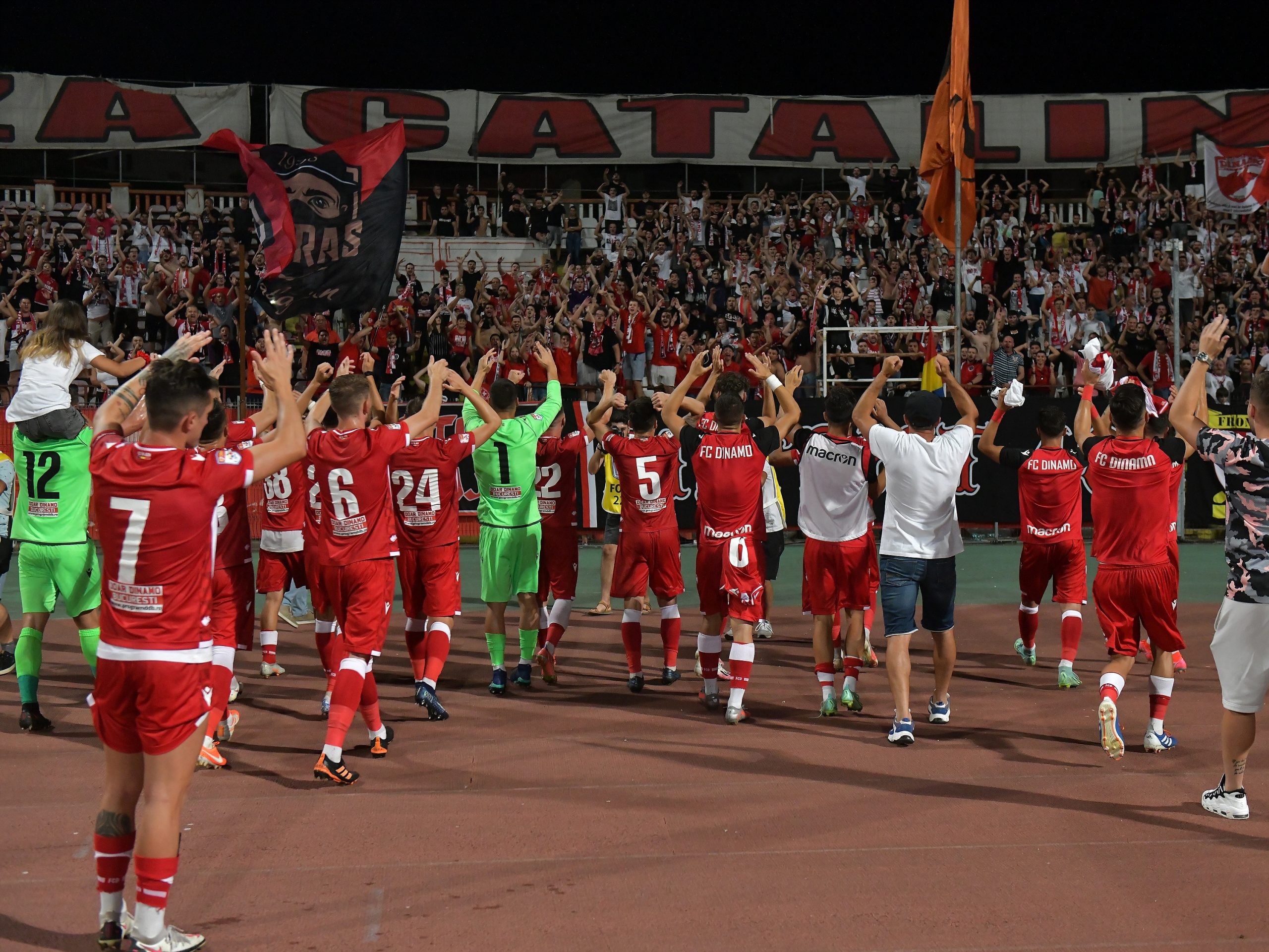 Dinamo a pus în vânzare abonamentele pentru acest sezon! Cât costă ...