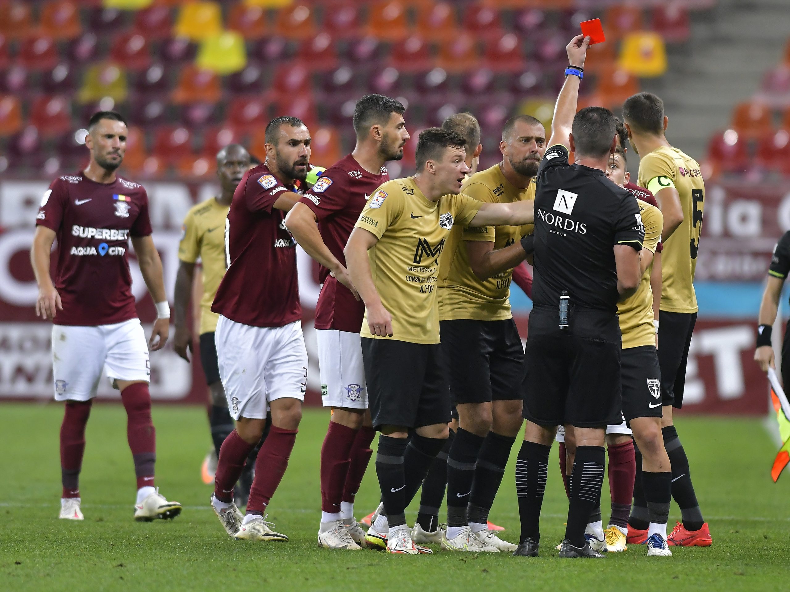 Rapid București - FC Voluntari, ora 20, Live Video Online, în etapa a ...