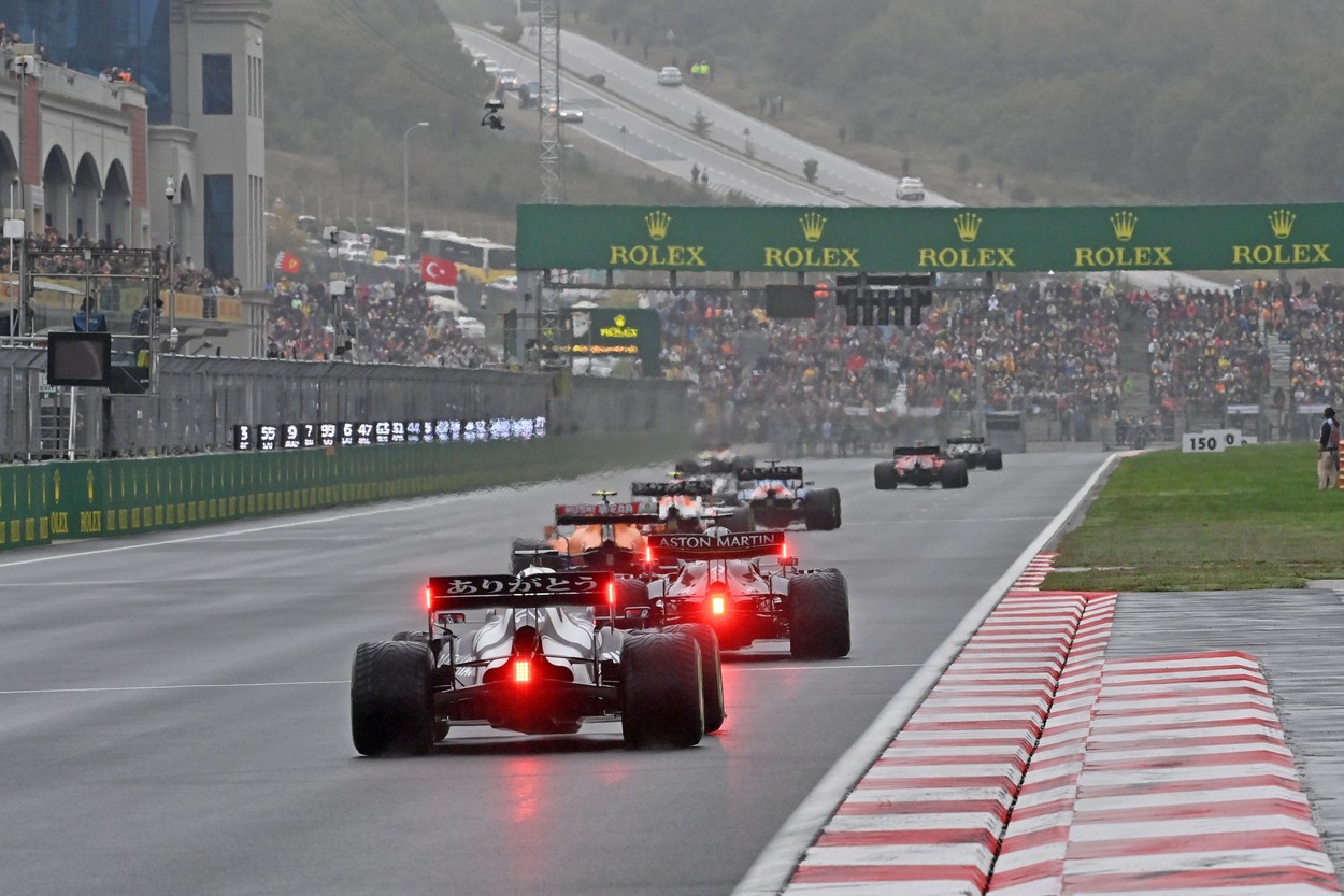 Record de curse în Formula 1! S-a stabilit calendarul sezonului viitor
