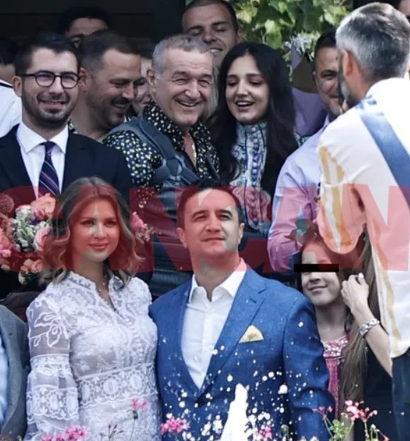 Sărbătoare mare în familia lui Gigi Becali! Nepotul său preferat ...