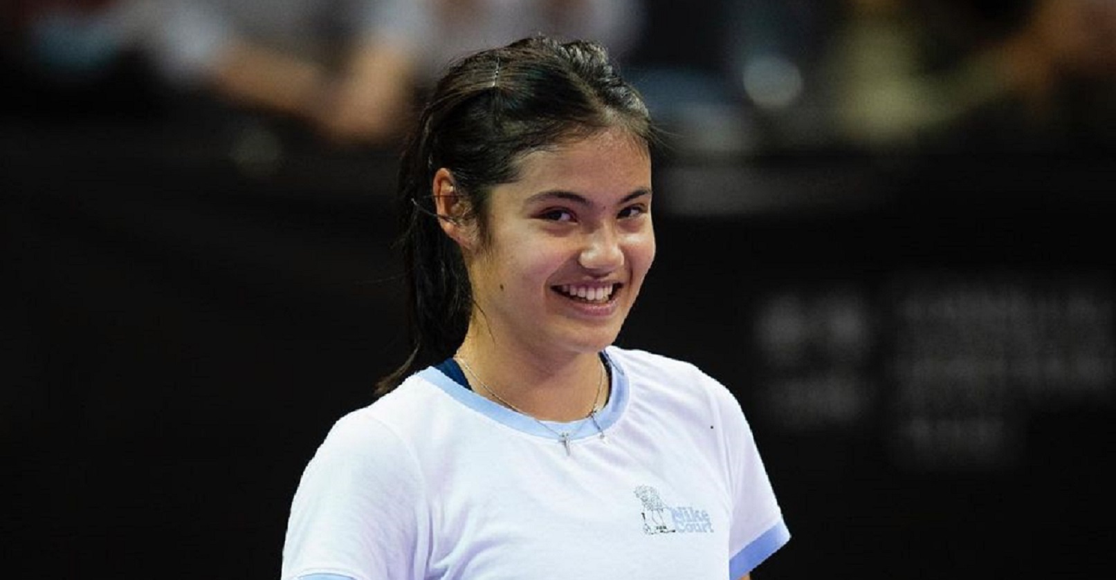 Emma Răducanu e de-a noastră: îi plac sarmalele și papanașii. Cum a ...