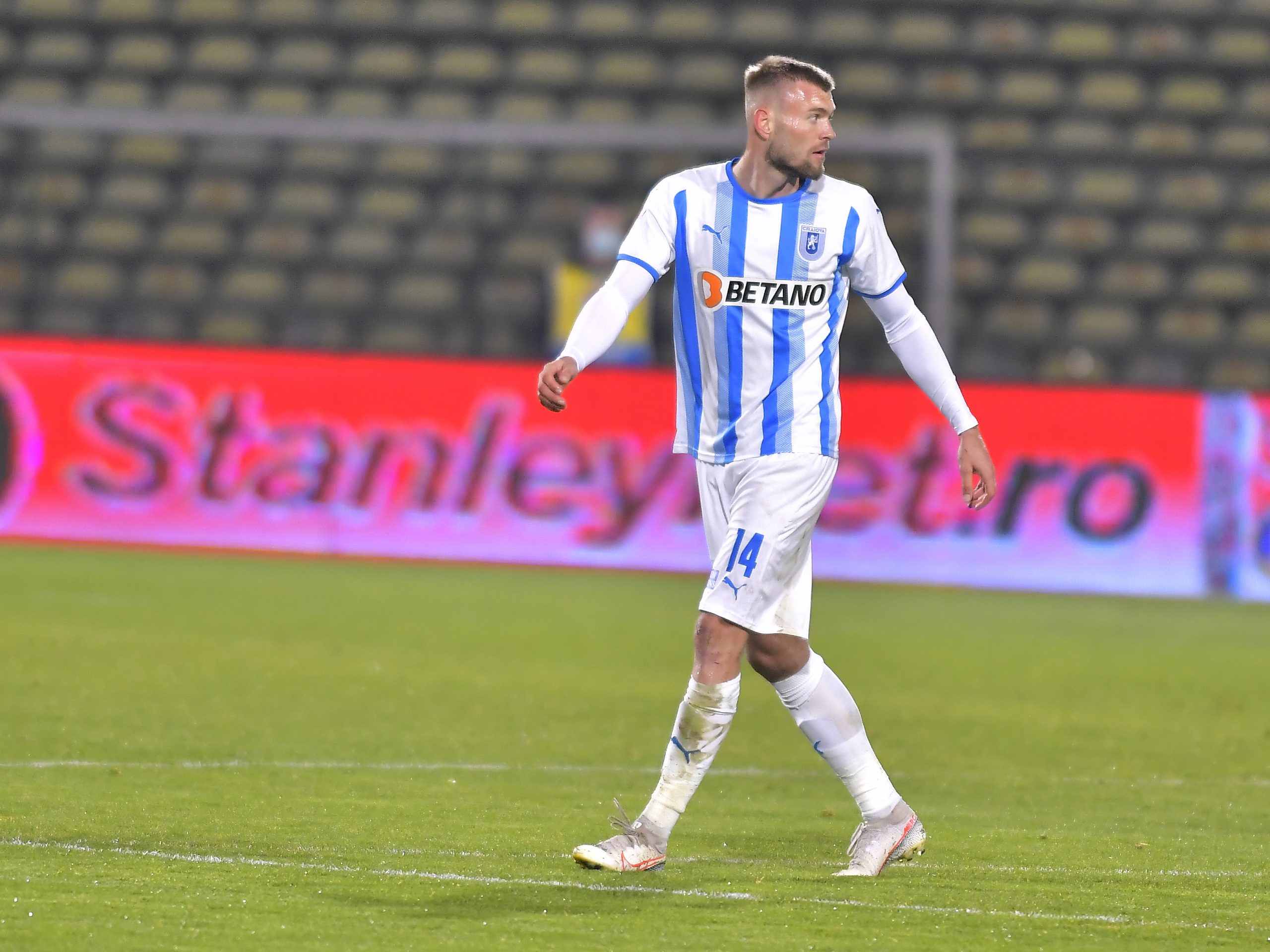 Alexandru Crețu, eliminat în FC Argeș - Universitatea Craiova ...