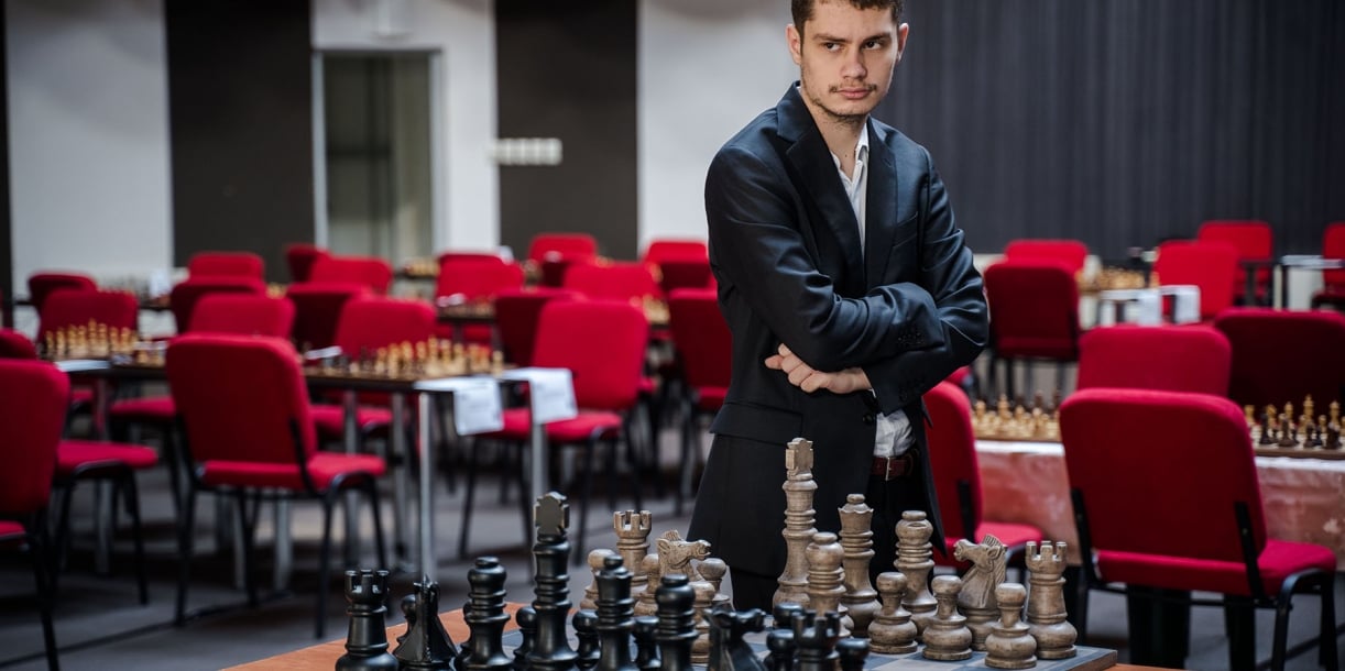 Pe urmele lui Magnus Carlsen! Performanță incredibilă pentru Bogdan ...