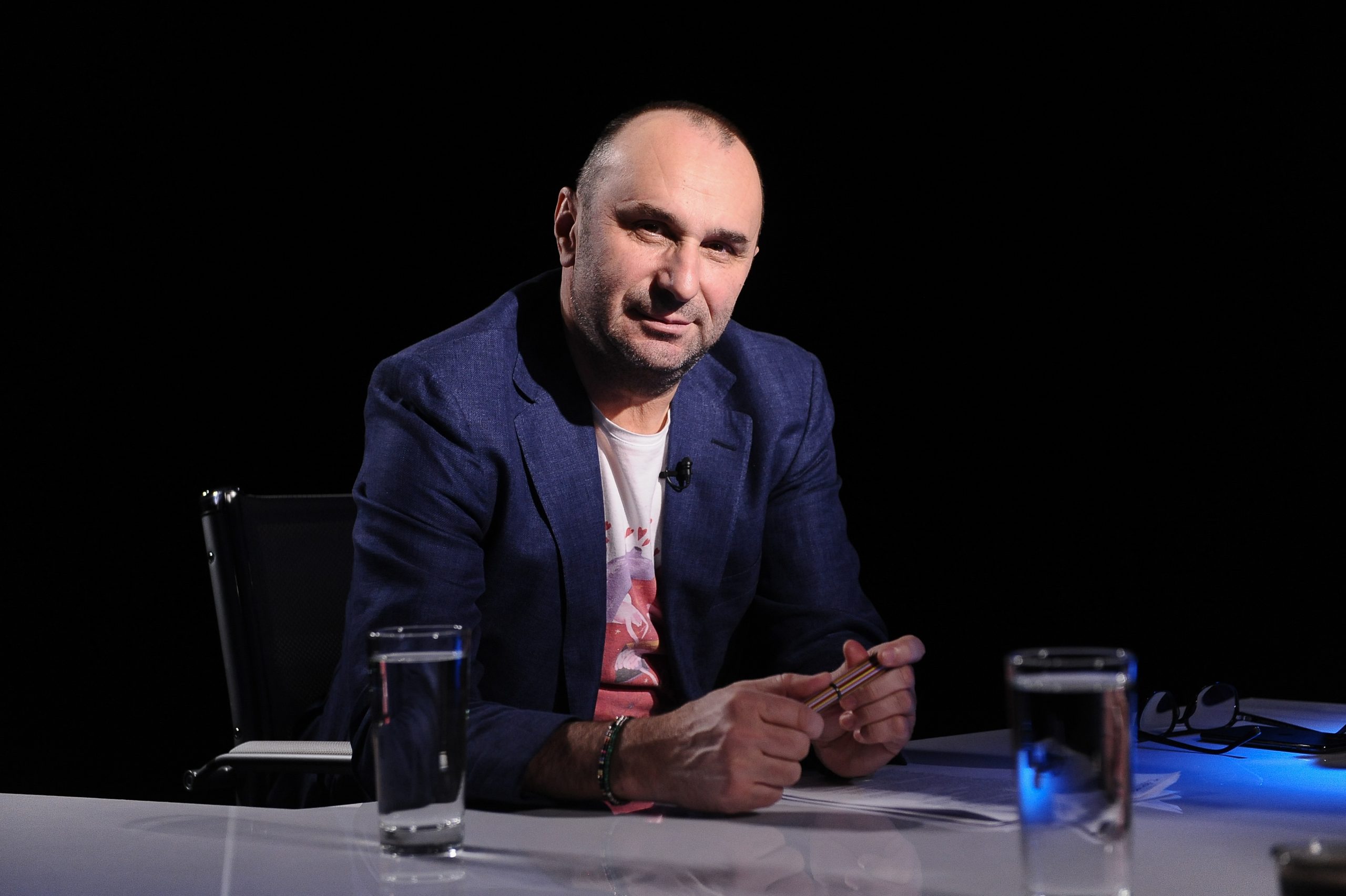 „Eram fericiți și nu știam”. Suntem nefericiți și știm