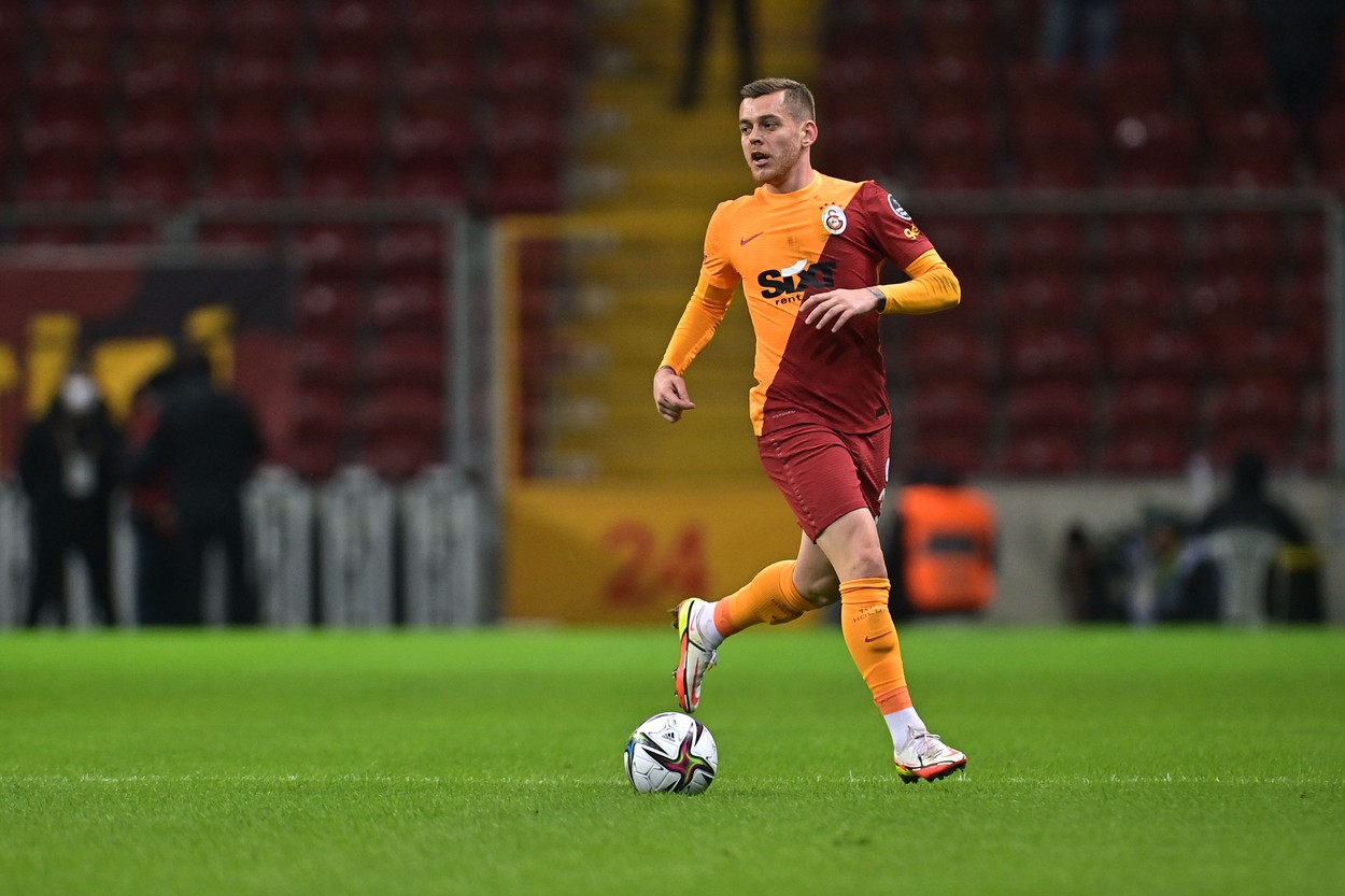 Alex Cicâldău, deja trecut pe banca de rezerve la Galatasaray?