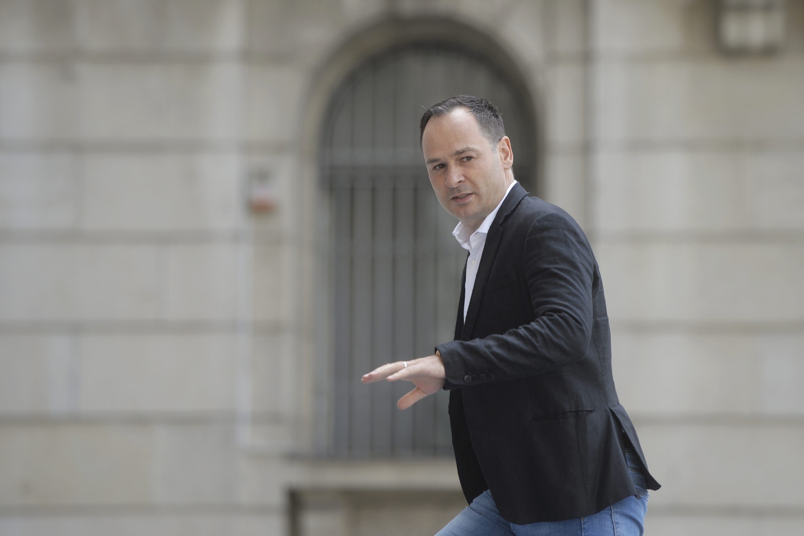 Lovitura de zeci de milioane de euro dată de Ionuț Negoiță: familia lui ...