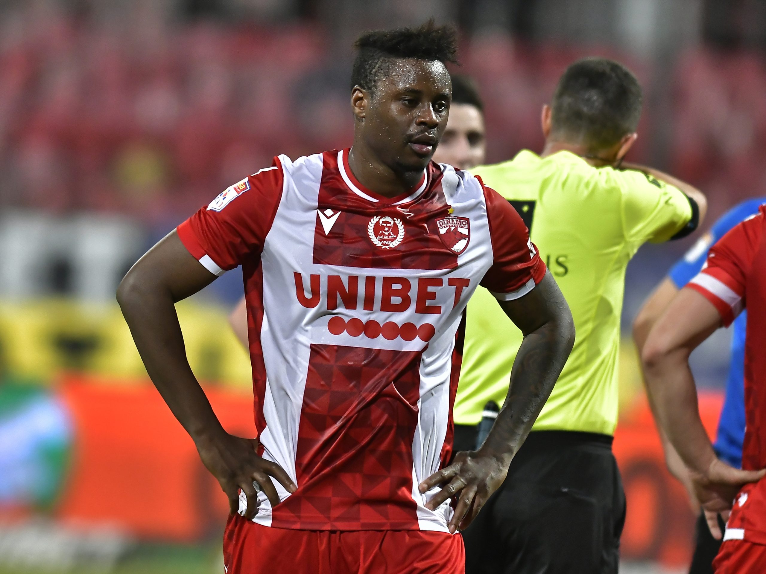 Magaye Gueye, acuzații la adresa lui Dinamo în presa din Anglia. „Am ...