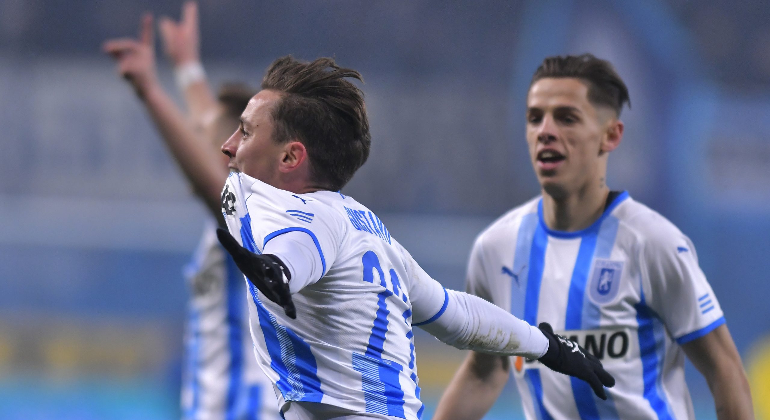 Universitatea Craiova - FC U Craiova 2-0, în etapa 26 din Liga 1 ...