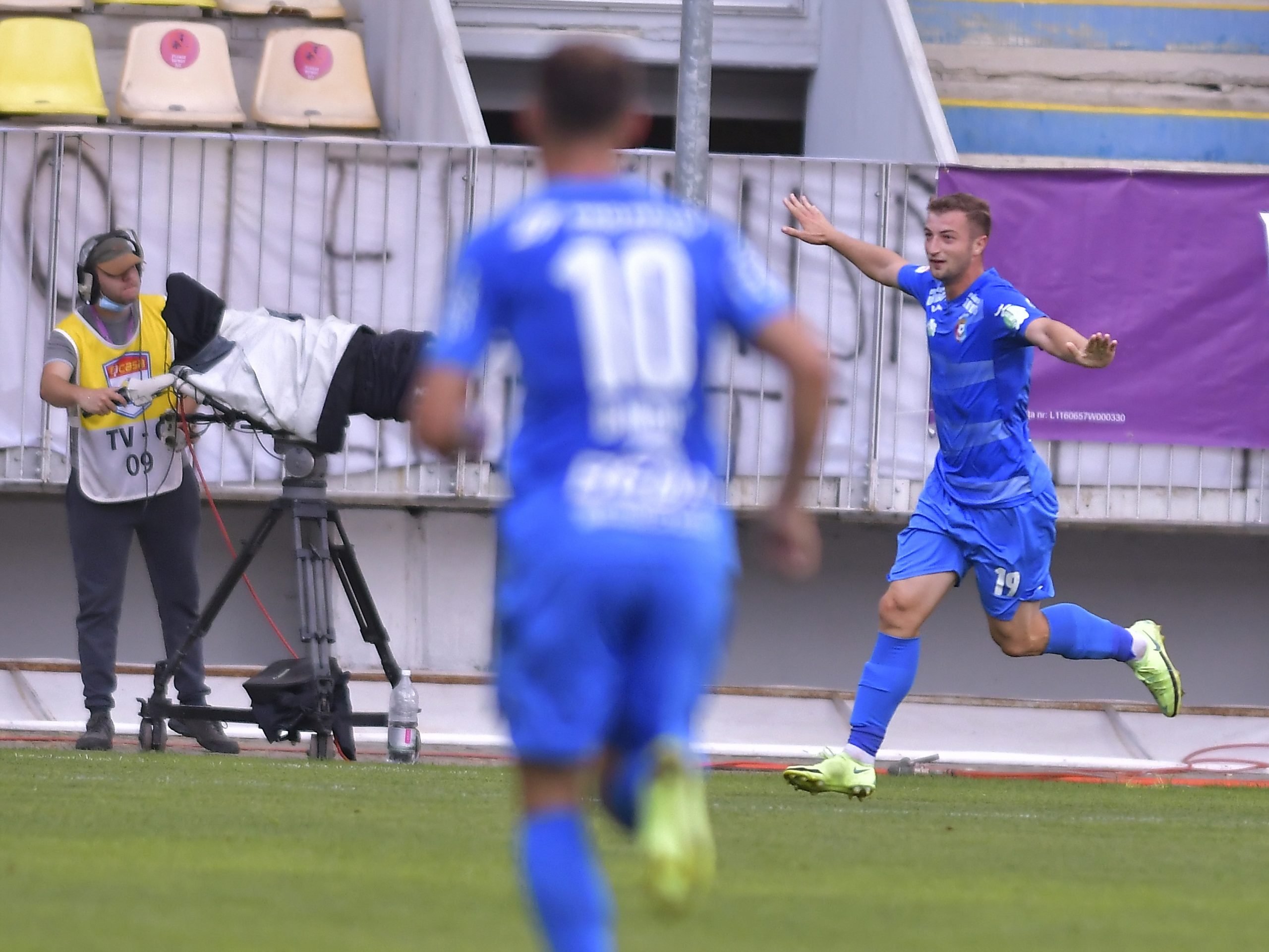 După „decar”, Chindia își pierde și golgheterul. Cât încasează clubul ...