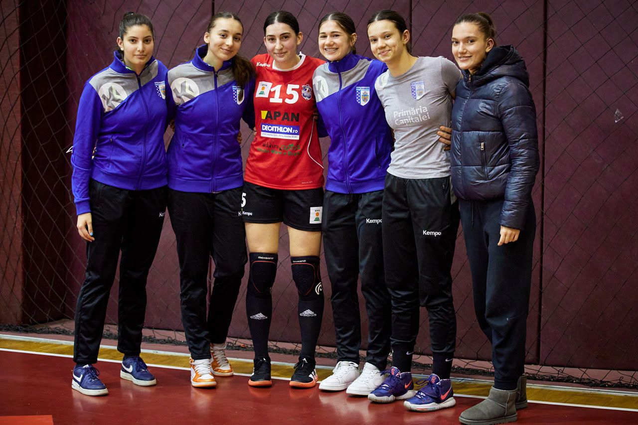 Noua vedetă la Dunărea Brăila este o puștoaică de 17 ani, Mihaela Mihai