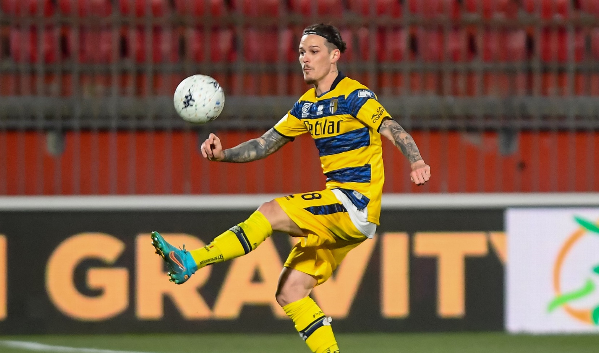 Ce scriu italienii despre Dennis Man după AC Parma - Como 4-3