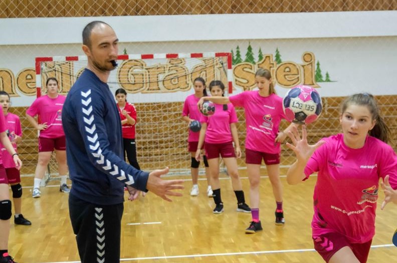 Valentin Ghionea se reprofilează: „Cunoaşte modelul Xavi Pascual"