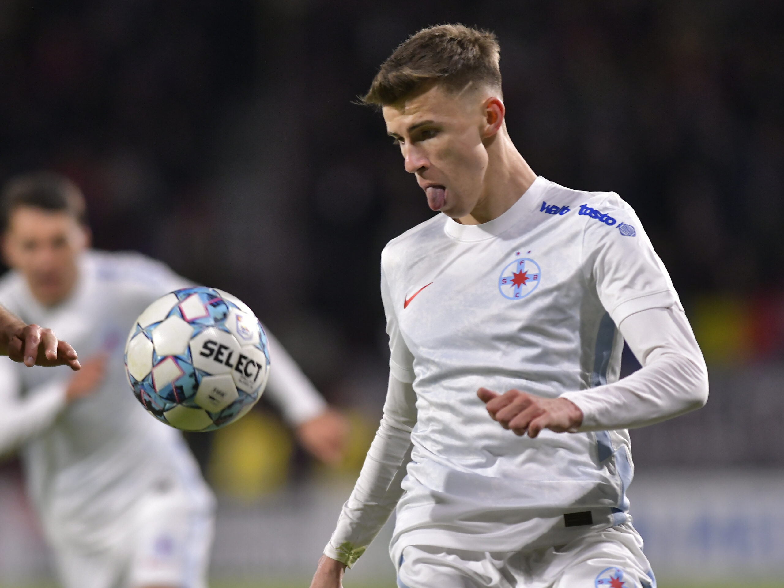 Ștefan Baiaram și Rareș Ilie, peste Octavian Popescu