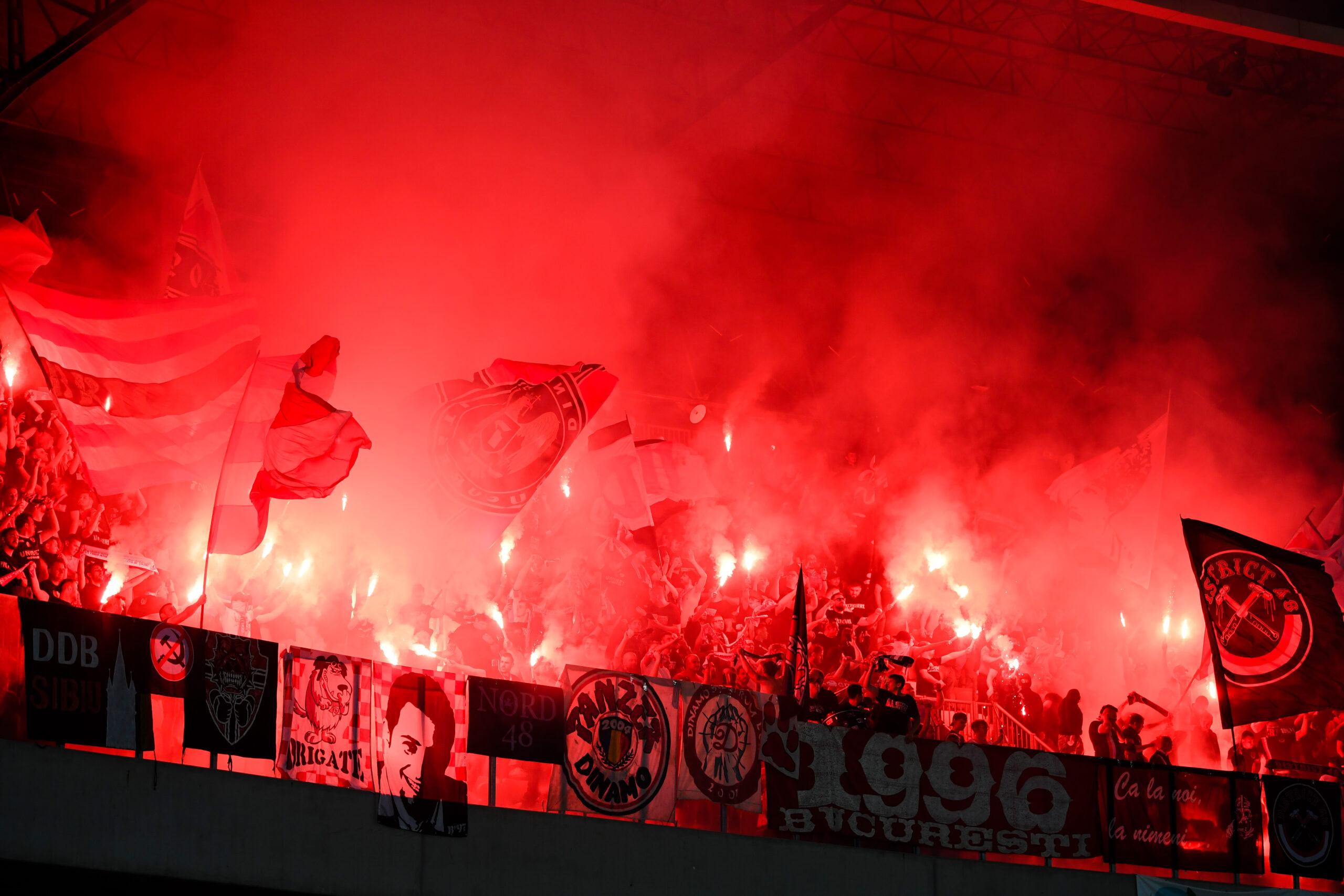 Galeria lui Dinamo promite spectacol total pe Arena Națională