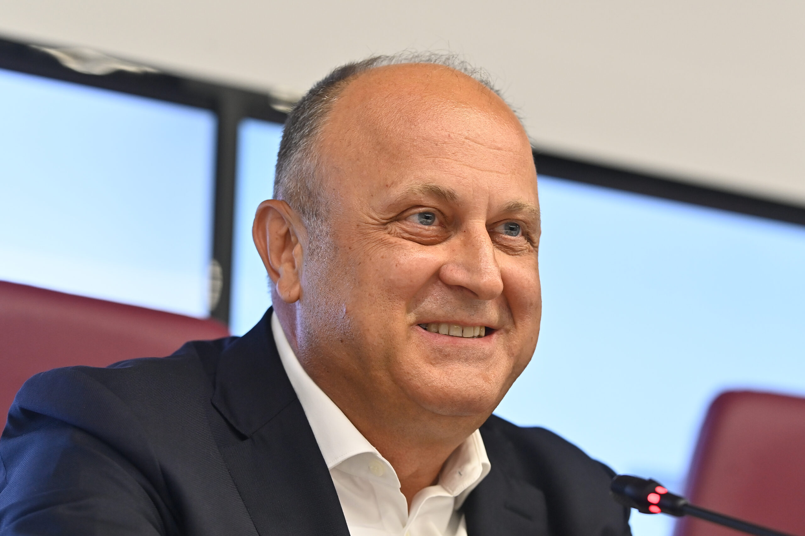 Dan Șucu și Victor Angelescu fac o majorare de capital la Rapid