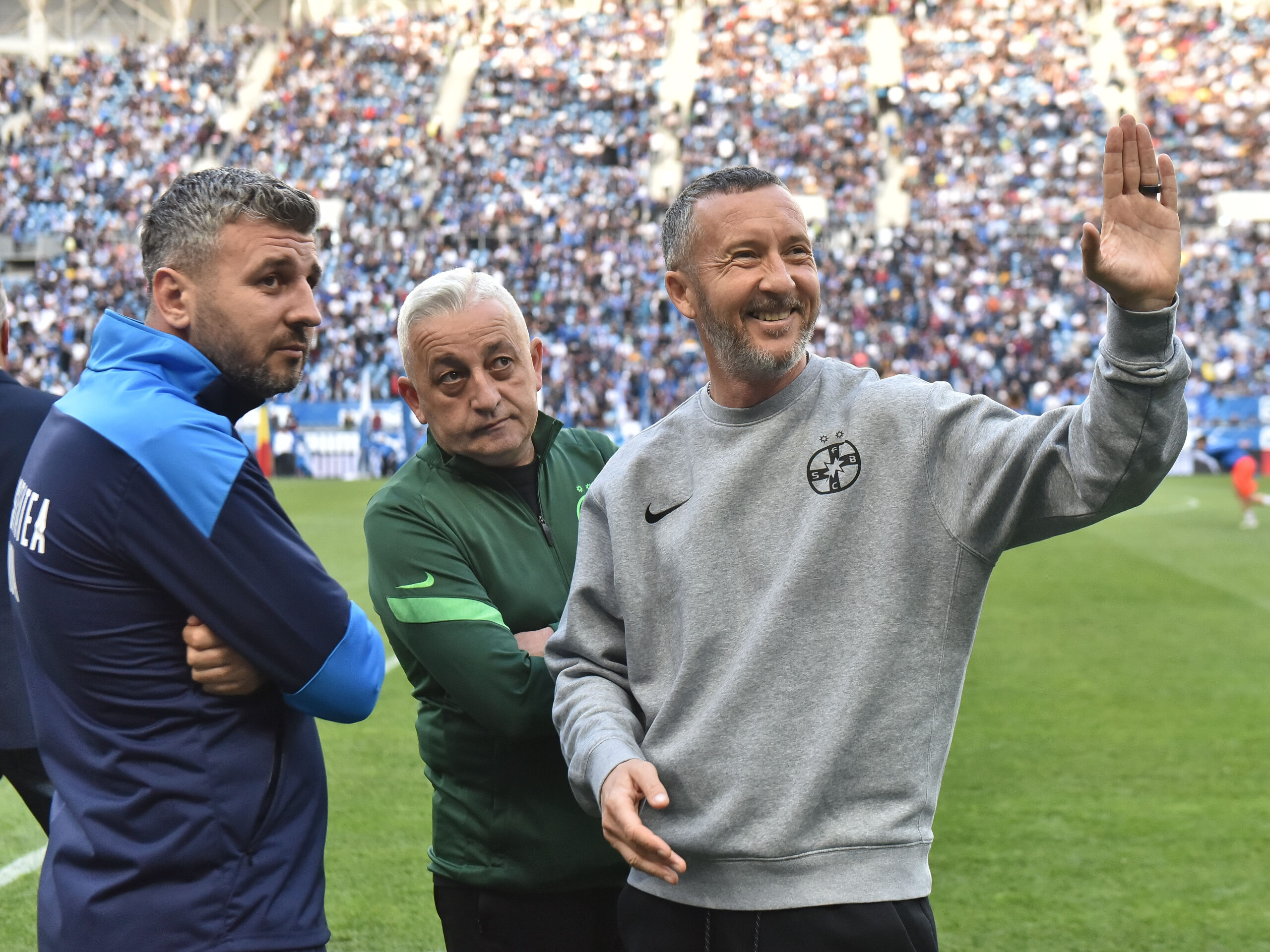 Meme Stoica râde de Mihai Rotaru după ce patronul Universității Craiova ...