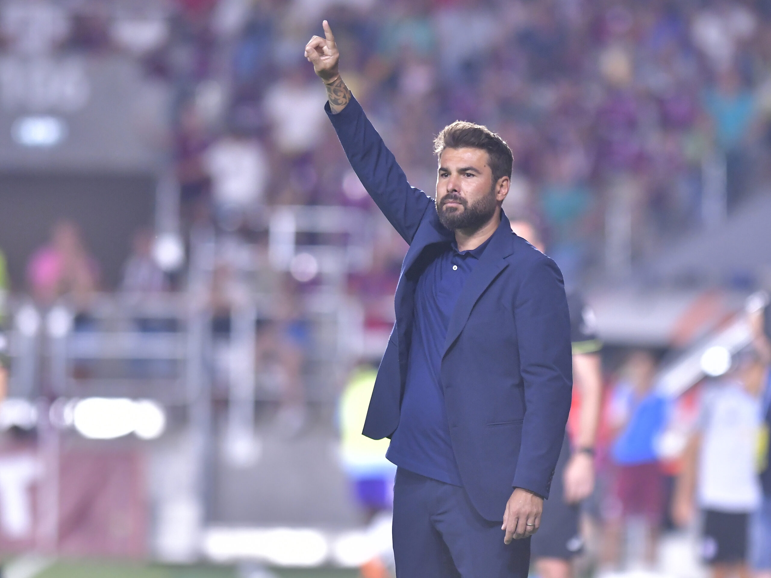 Adi Mutu a titularizat la meciul Rapid - UTA Arad un fotbalist care n-a ...