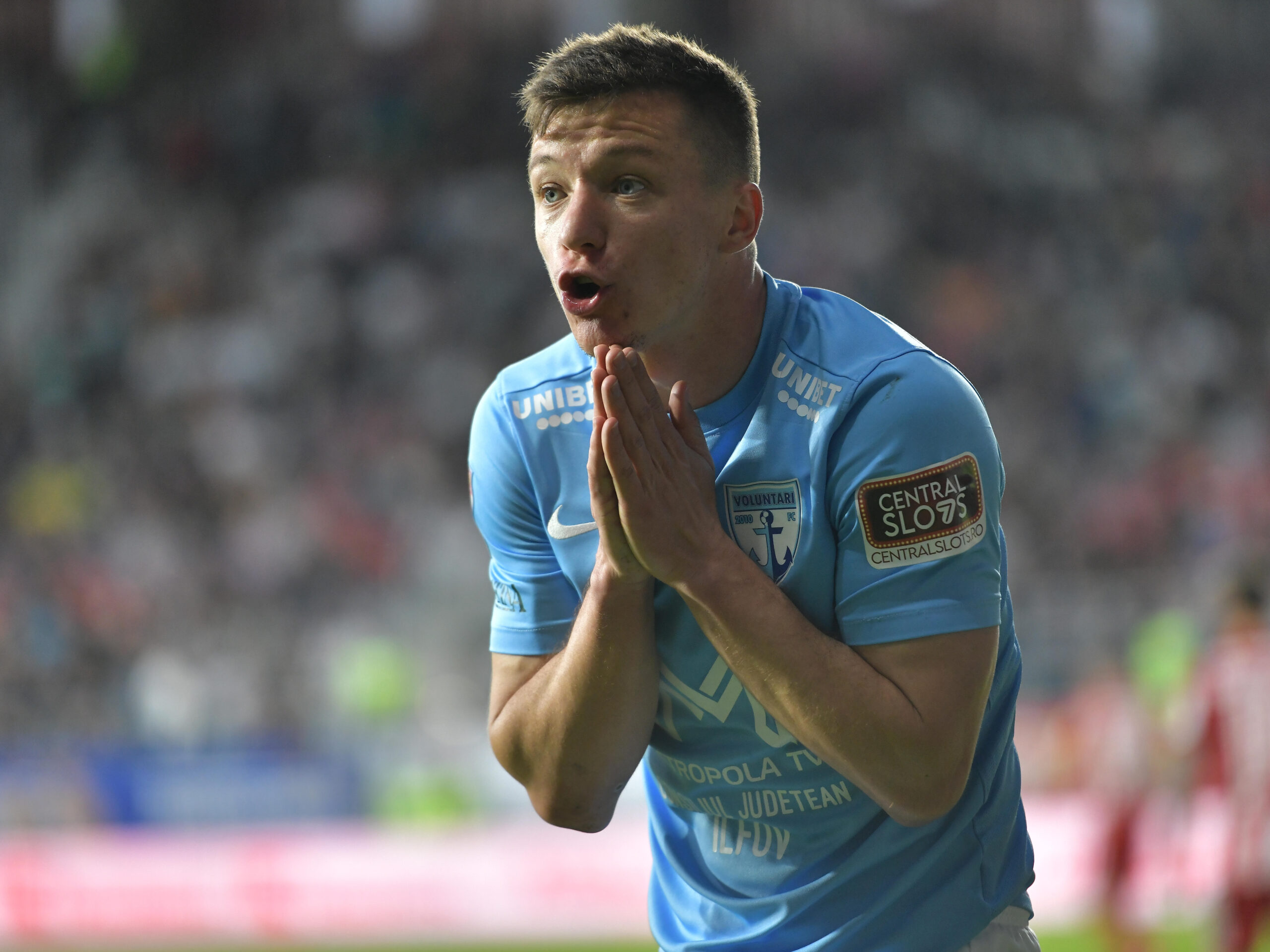 Vadim Rață, titularizat de Liviu Ciobotariu în jocul cu Rapid!