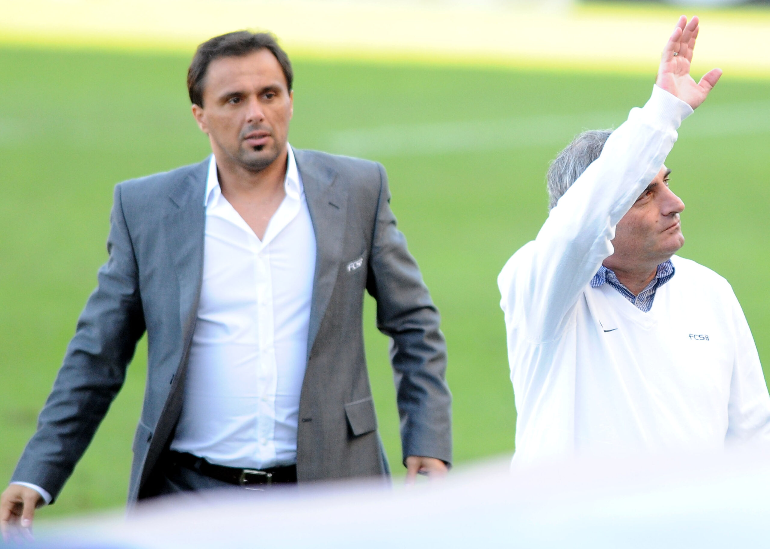 Basarab Panduru, laude pentru Dennis Politic