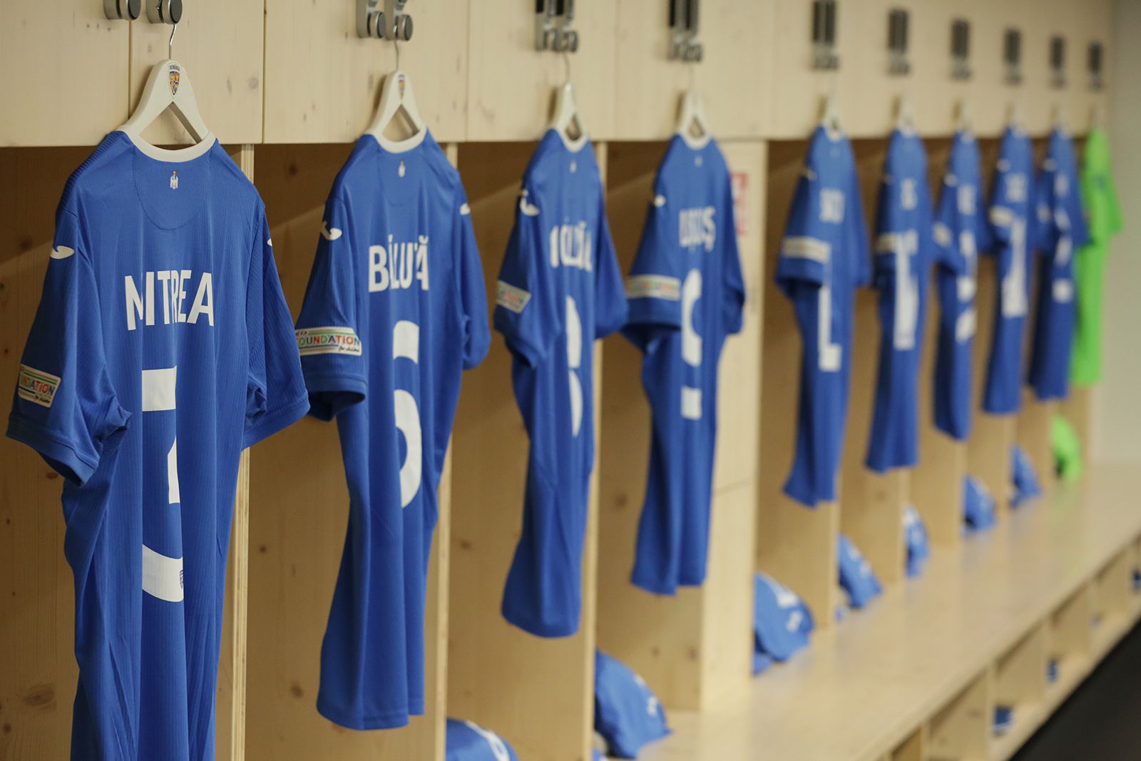 Fotbaliștii care au jucat pentru România, dar și pentru alte echipe ...