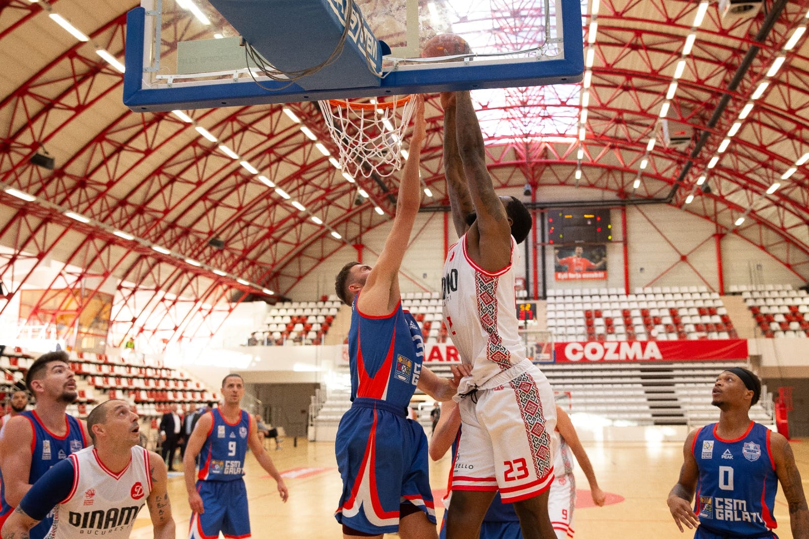 Baschetul, peste handbal la Legea Novak: Dinamo iubește românii!