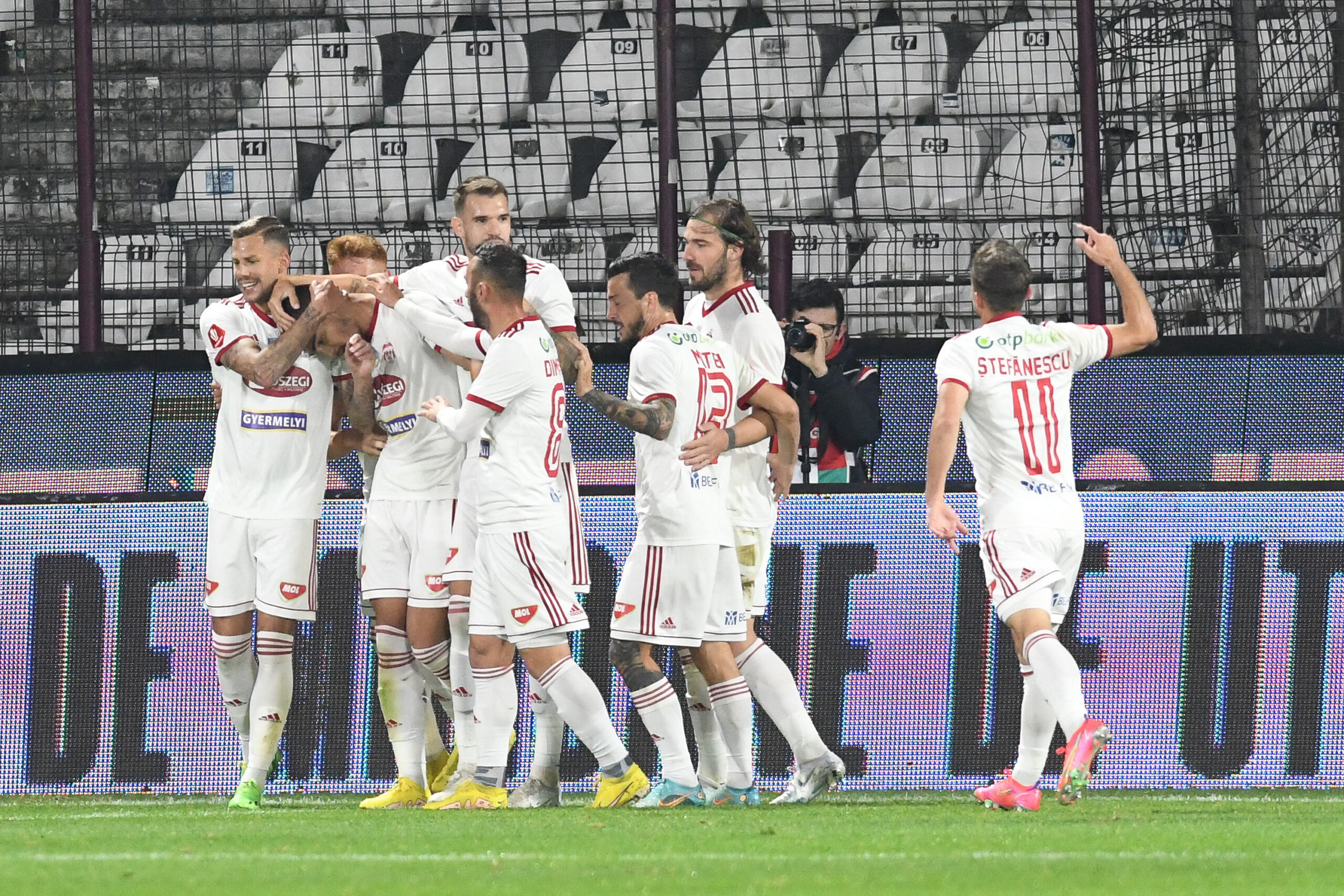 Jucătorii lui Sepsi OSK, ironizați după înfrângerea cu CFR Cluj. „De ce ...