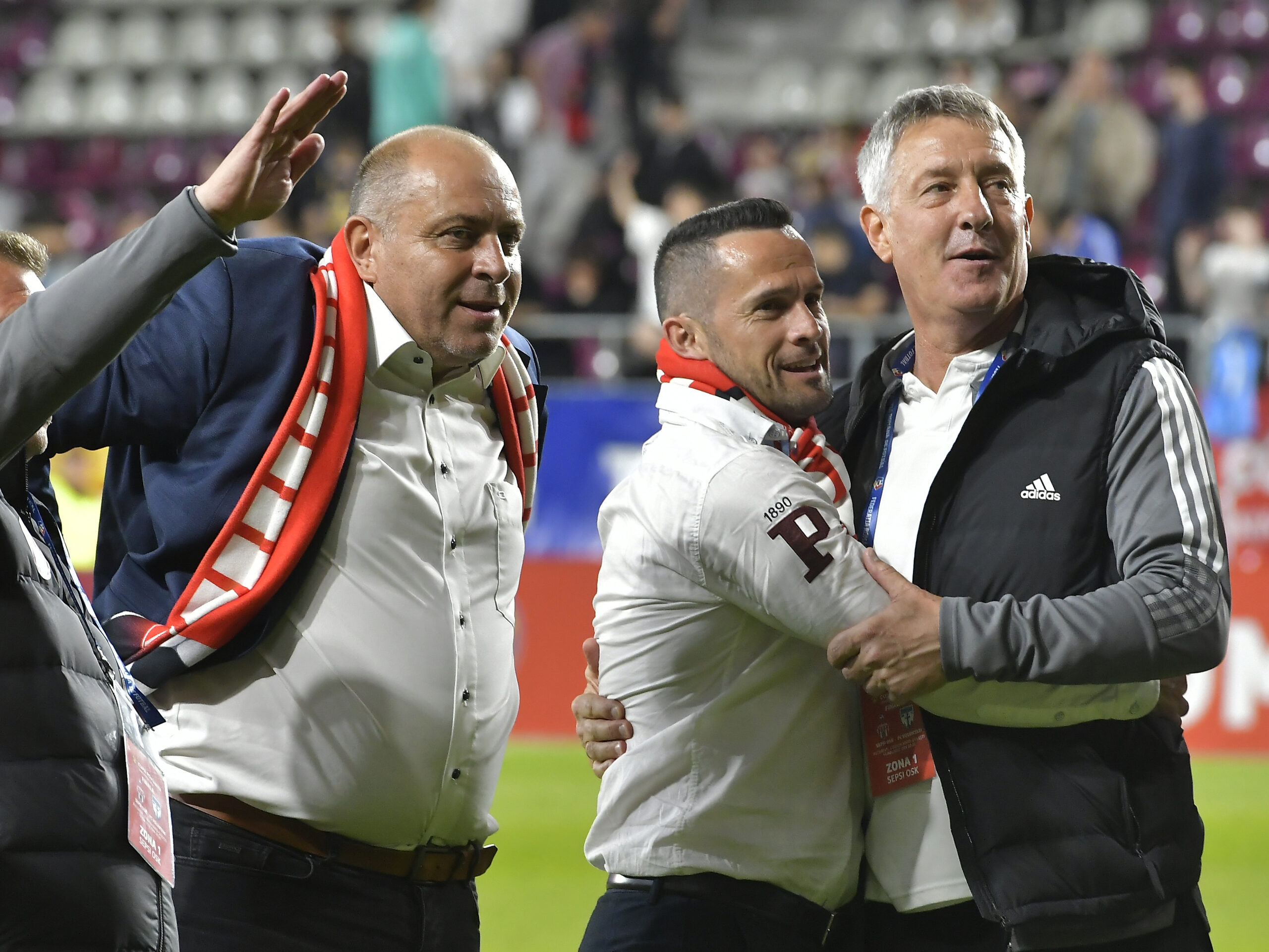 Laszlo Diosezgi, decizie finală! Ce se întâmplă cu Cristiano Bergodi după 4 eșecuri consecutive ...