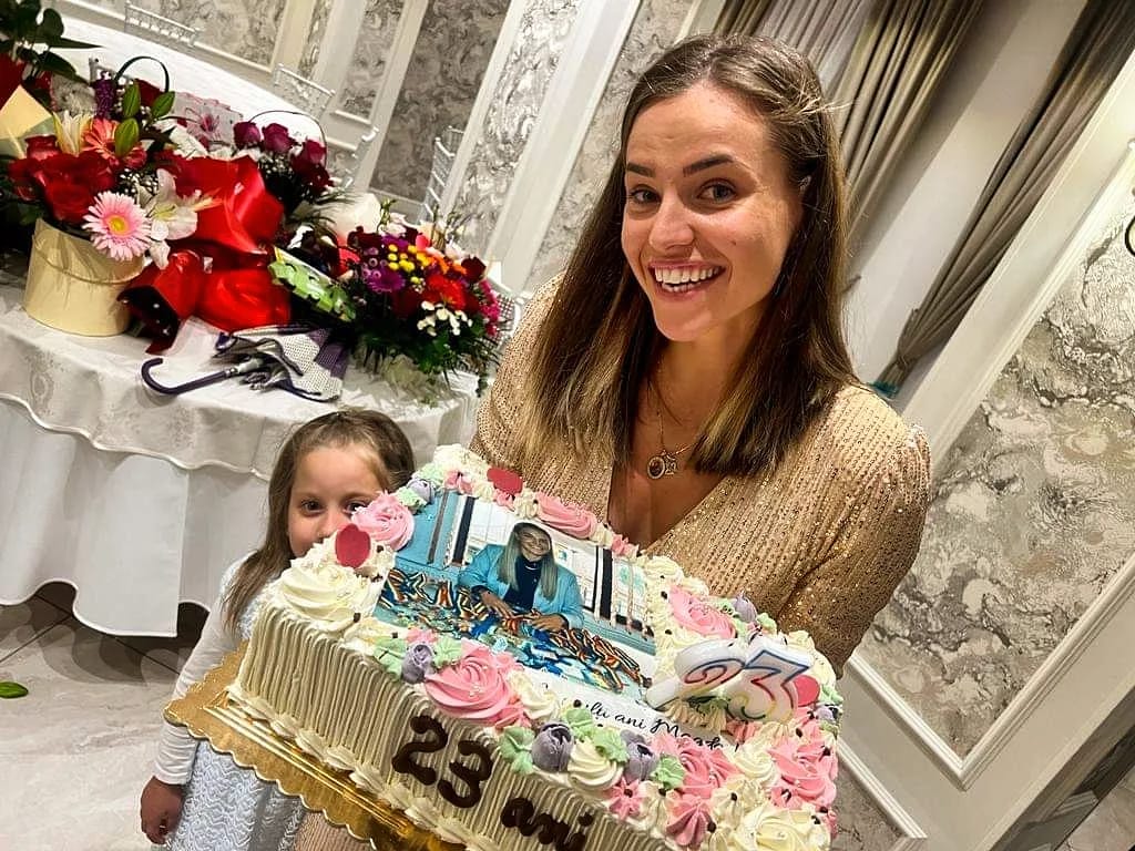 Îi place să dăruiască și să-i facă pe semeni fericiți! Magdalena Rusu