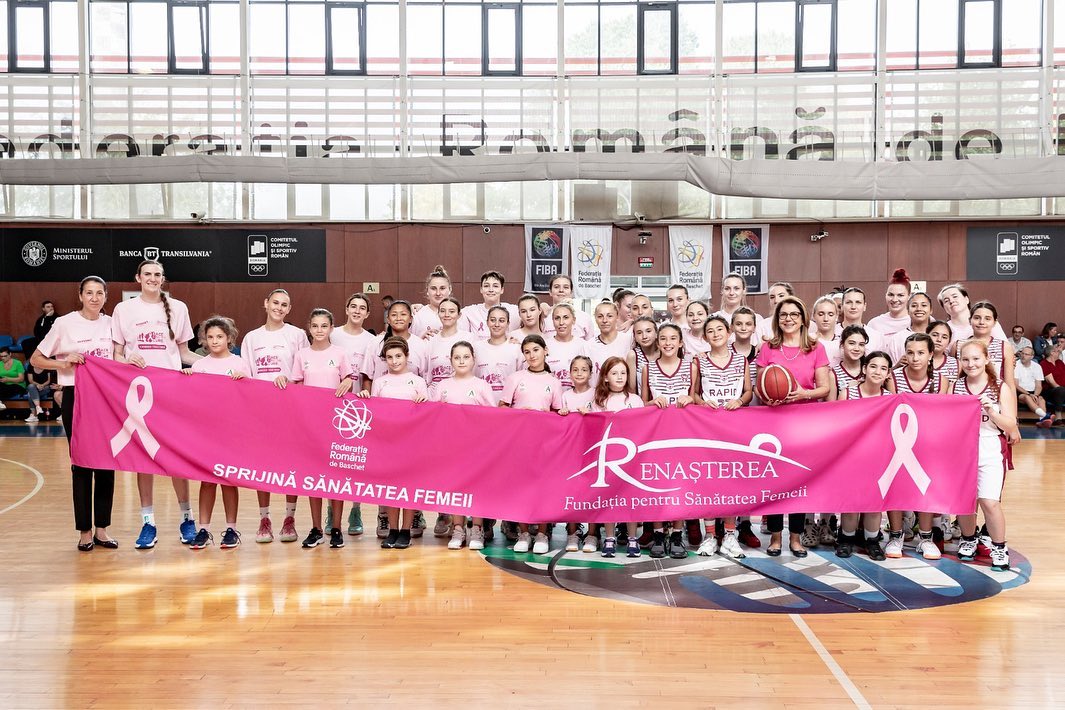 A început noul sezon de baschet feminin sub influența culorii roz