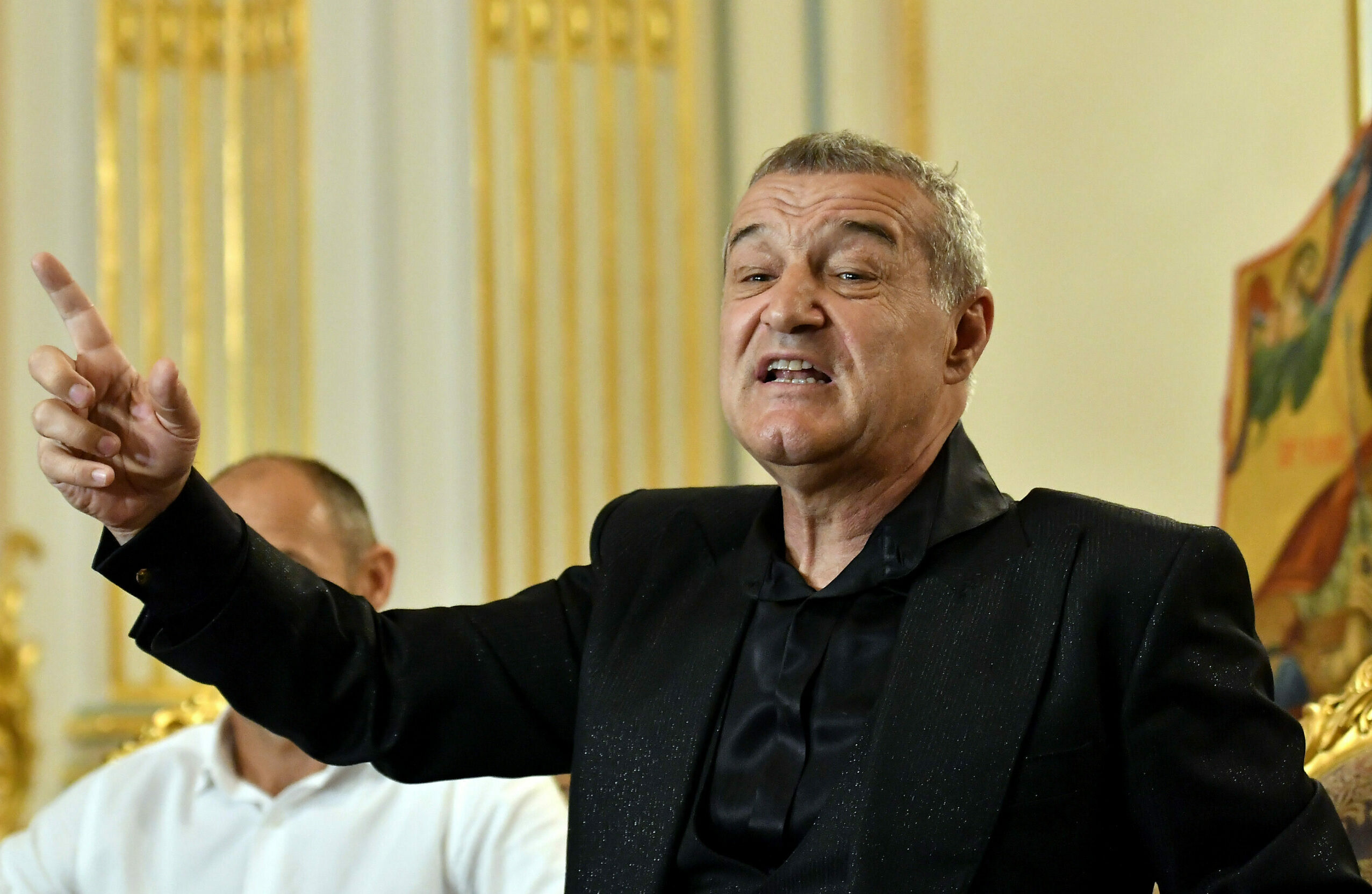 Gigi Becali, derapaj șocant după ce a aflat de petrecerea organizată la ...