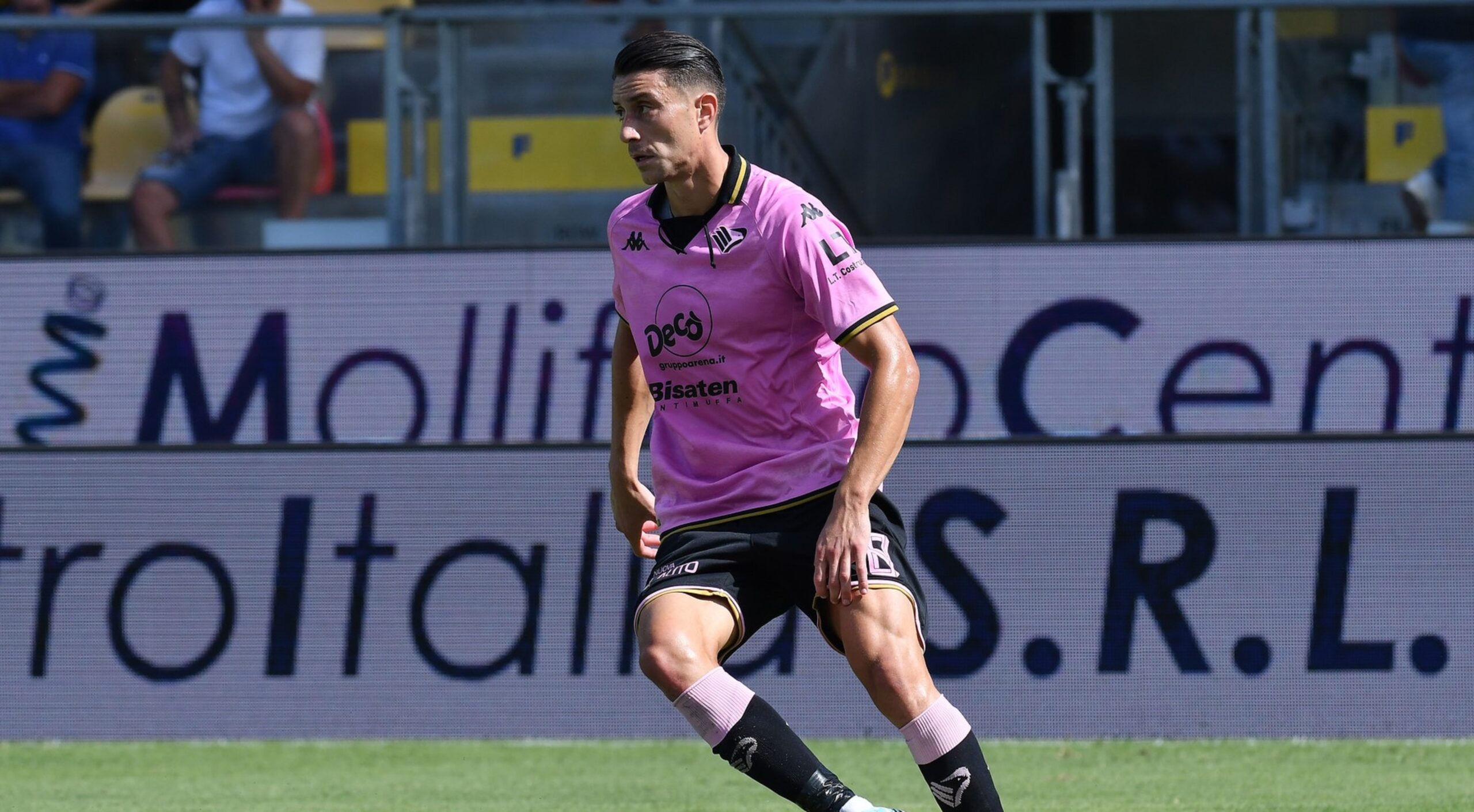 Cum a reușit să se impună Ionuț Nedelcearu la Palermo