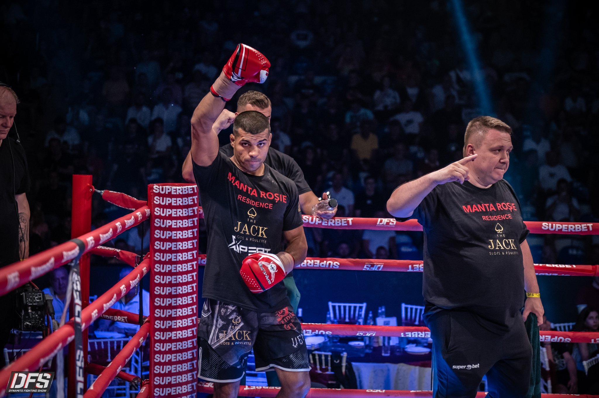 Final de an spectaculos pentru kickboxul din România! Joi urmează gala ...