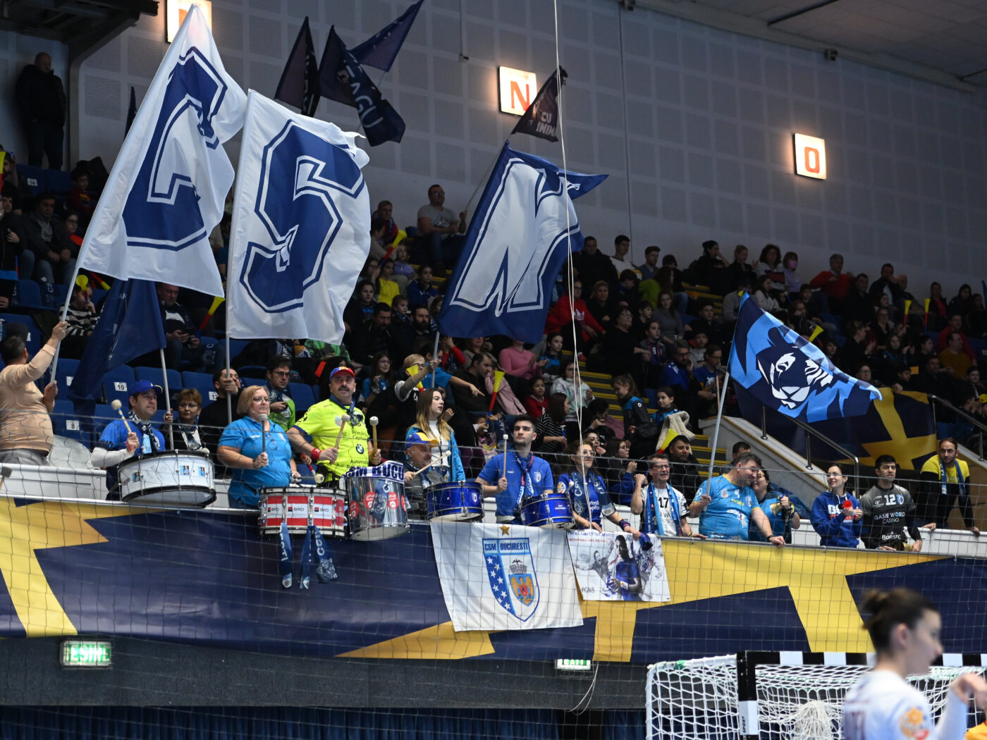 Dinamo și Rapid, gonite din Sala Polivalentă în cel mai important meci
