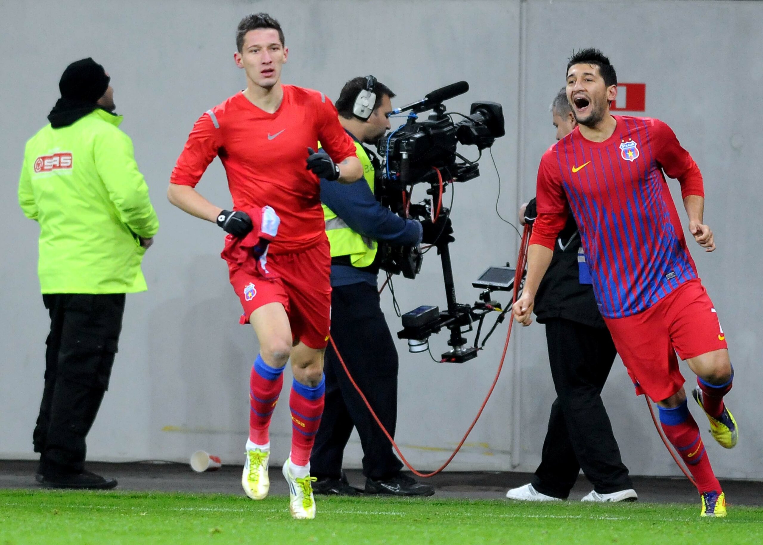 Florin Costea răspunde la întrebarea: „Cine e mai bun, tu sau Mihai?”