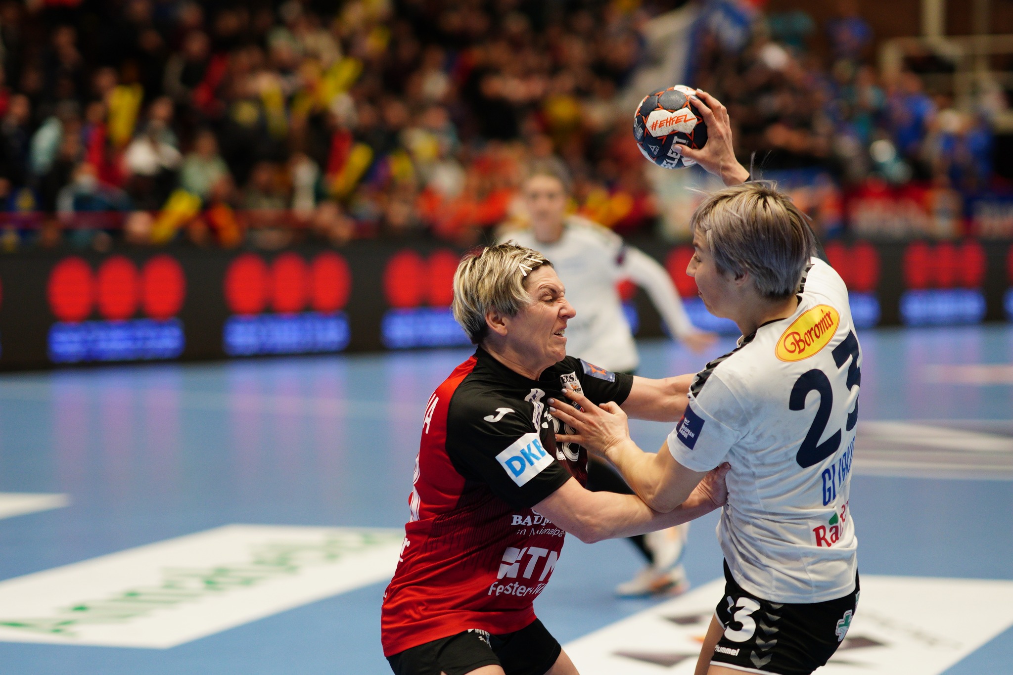 SCM Rm. Vâlcea și Thuringer au remizat, 32-32, după un meci electrizant ...