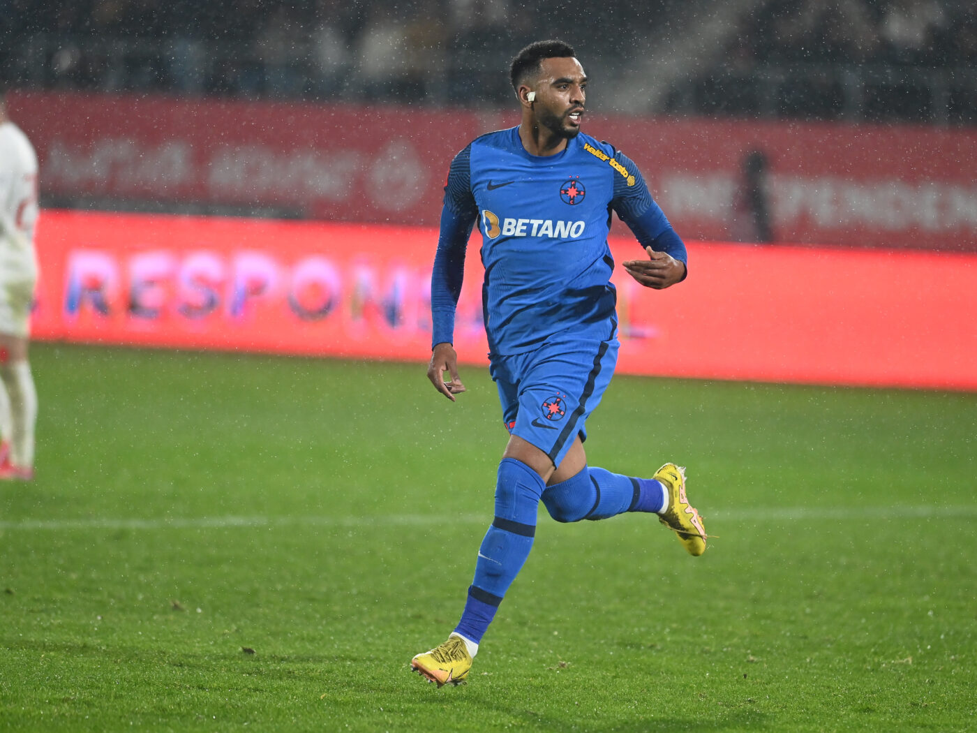 Billel Omrani, pus la pământ de Gigi Becali