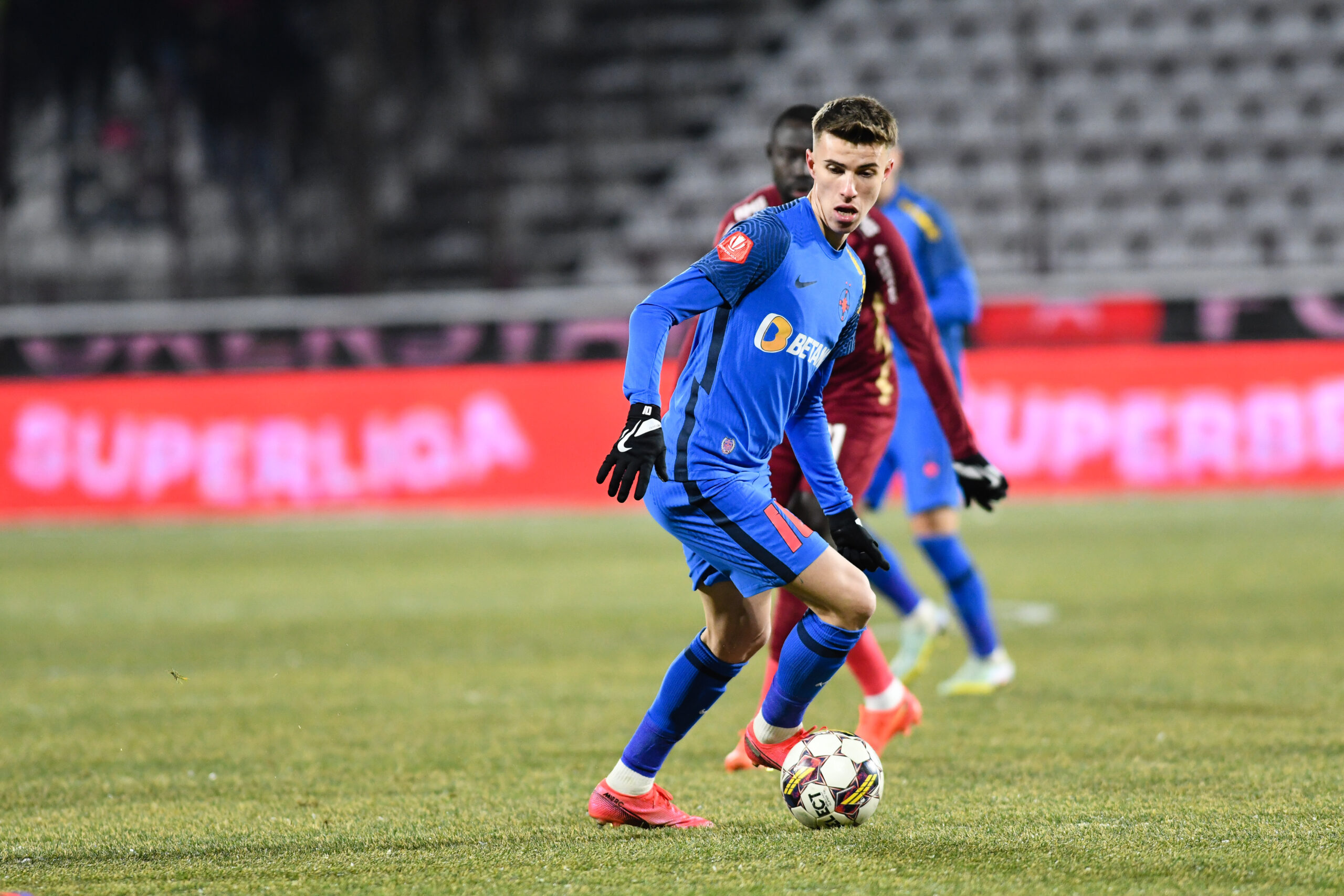 Gigi Becali mută tactic la FCSB: „Schimbăm postul lui Tavi Popescu ...