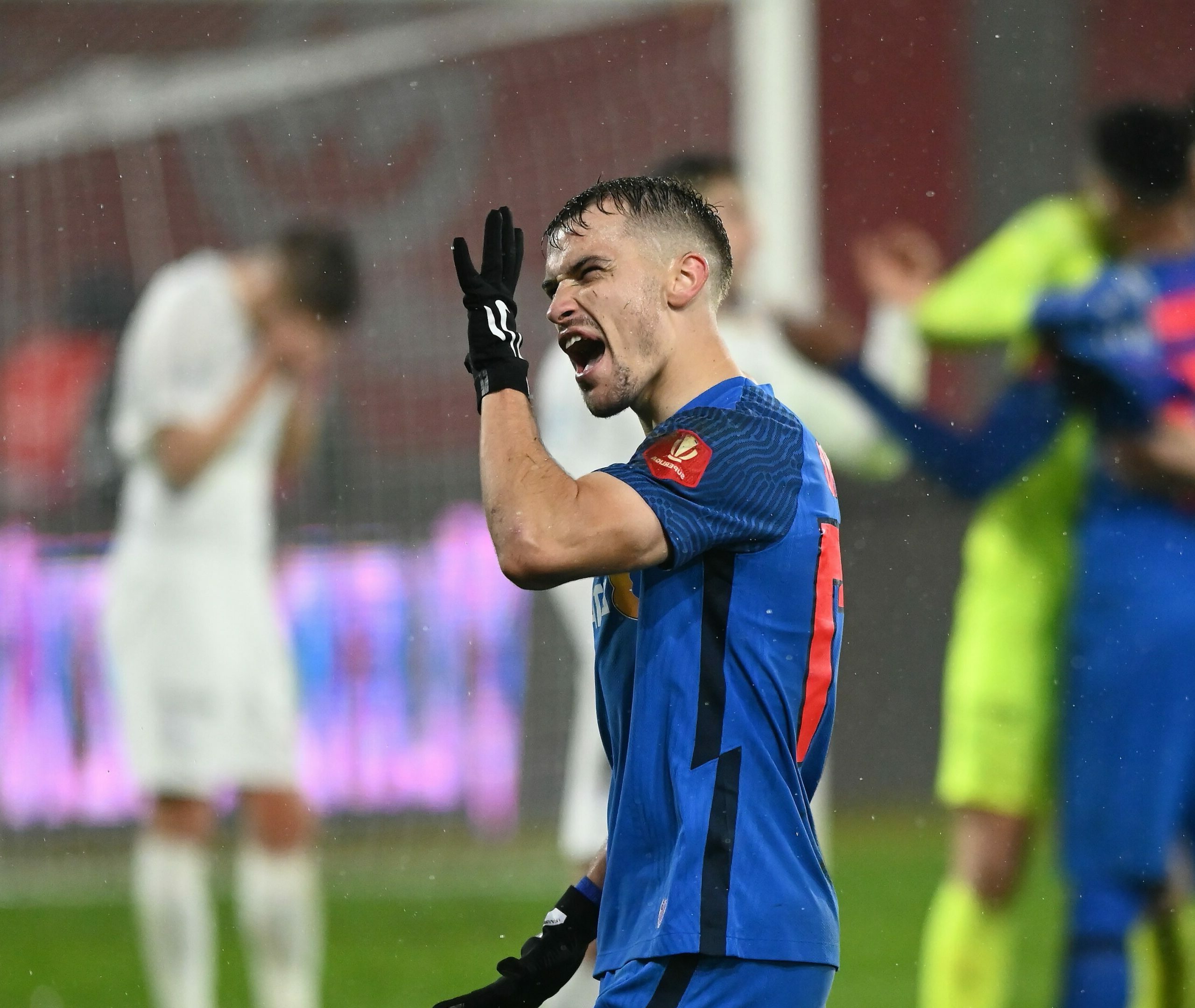 Darius Olaru, distrus de un fost oficial de la FCSB. „Greșește foarte ...