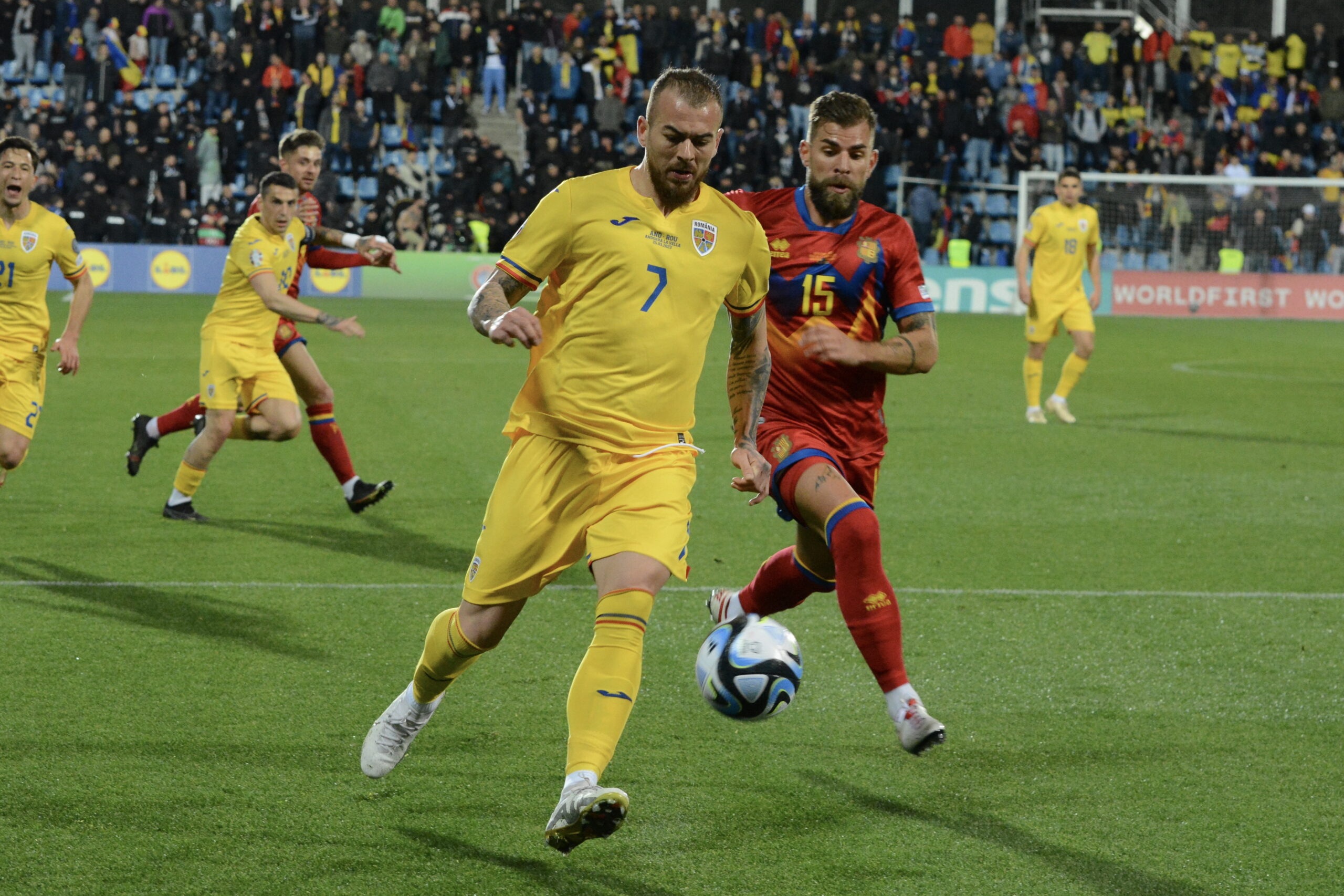 Denis Alibec înscrie primul gol în preliminariile pentru EURO 2024 ...