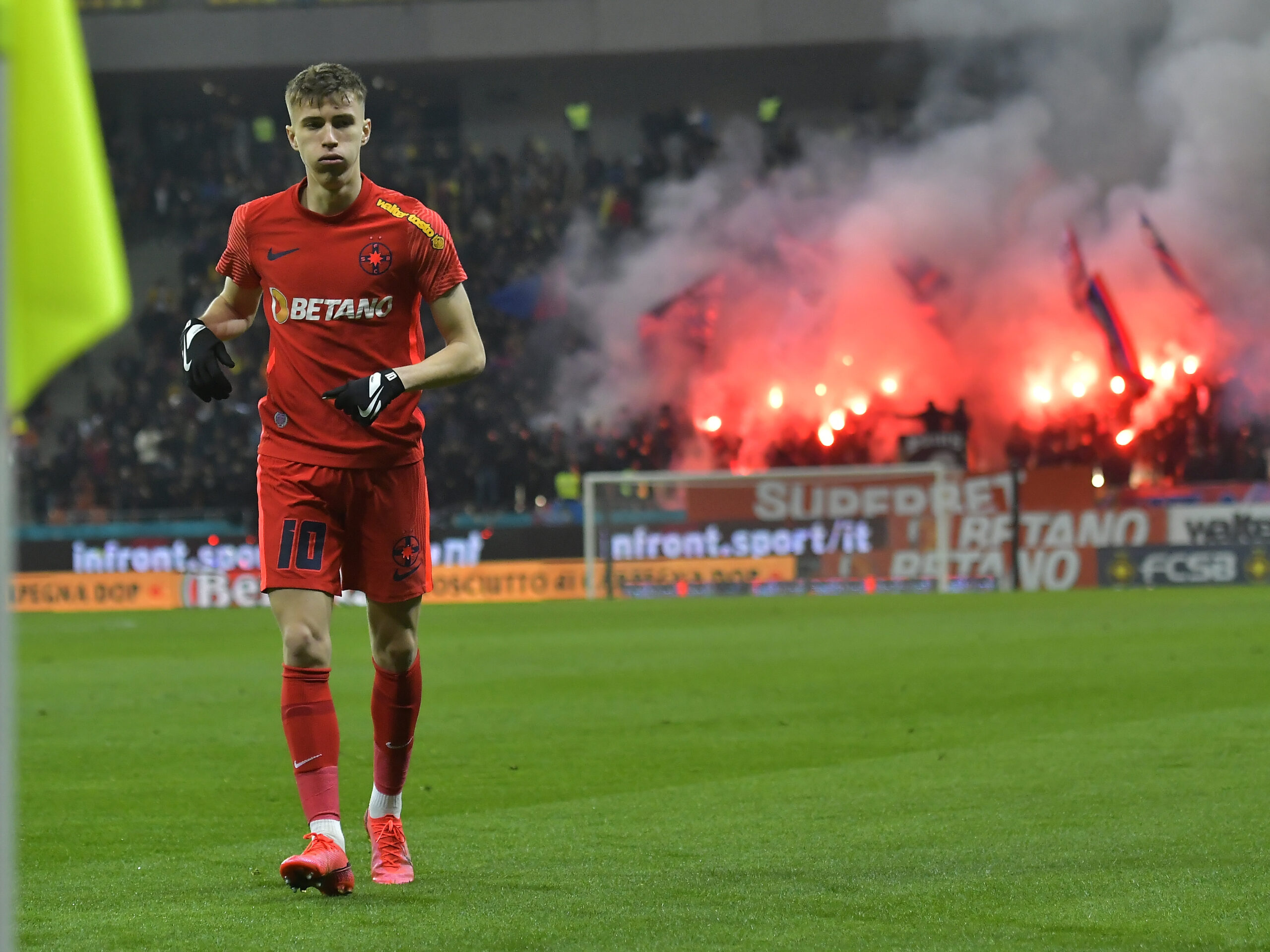 A venit nota de plată după incidentele de la FCSB - Petrolul Ploiești ...