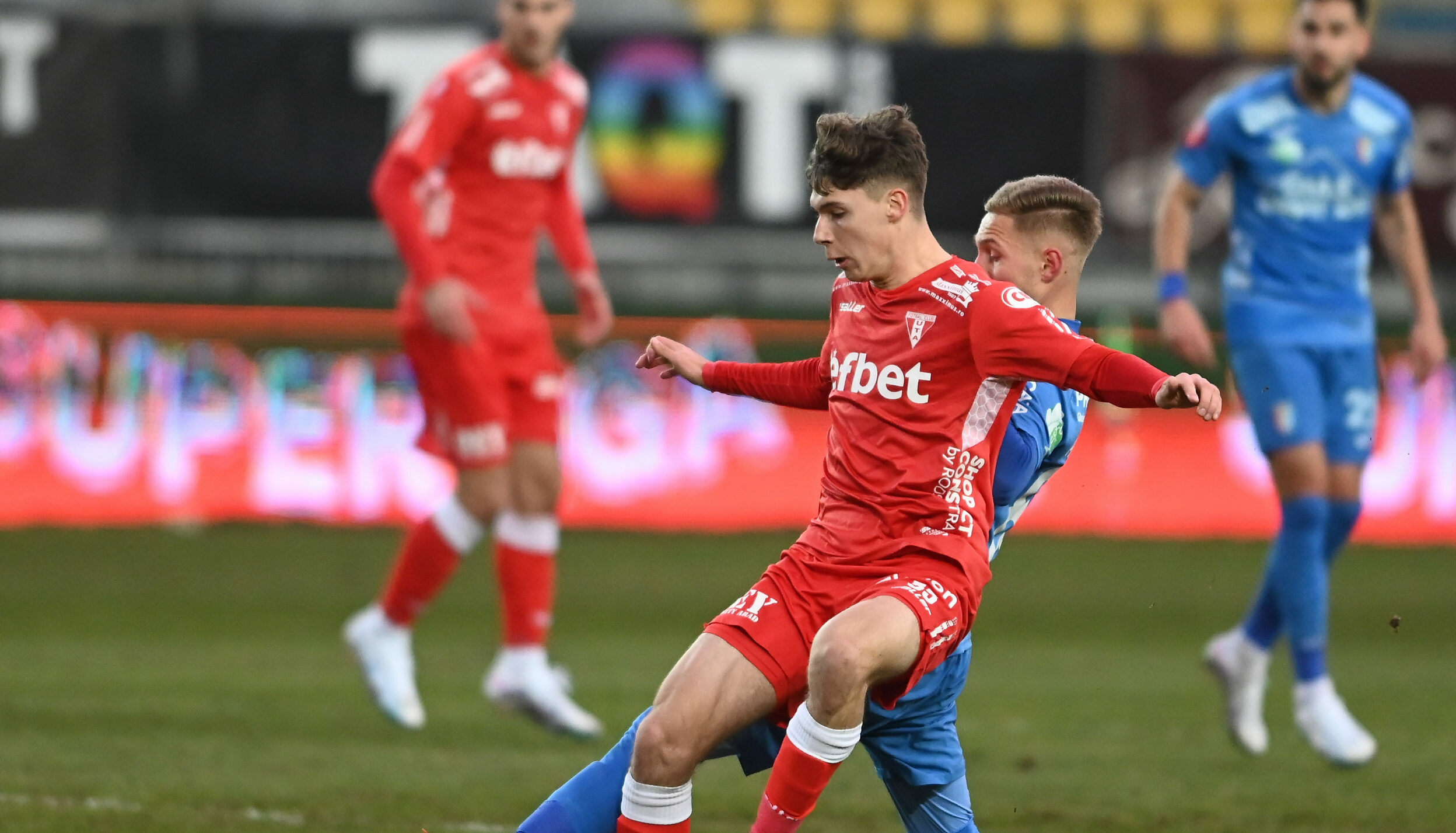 Îl transferă Universitatea Craiova pe puștiul minune din Superliga? UTA ...