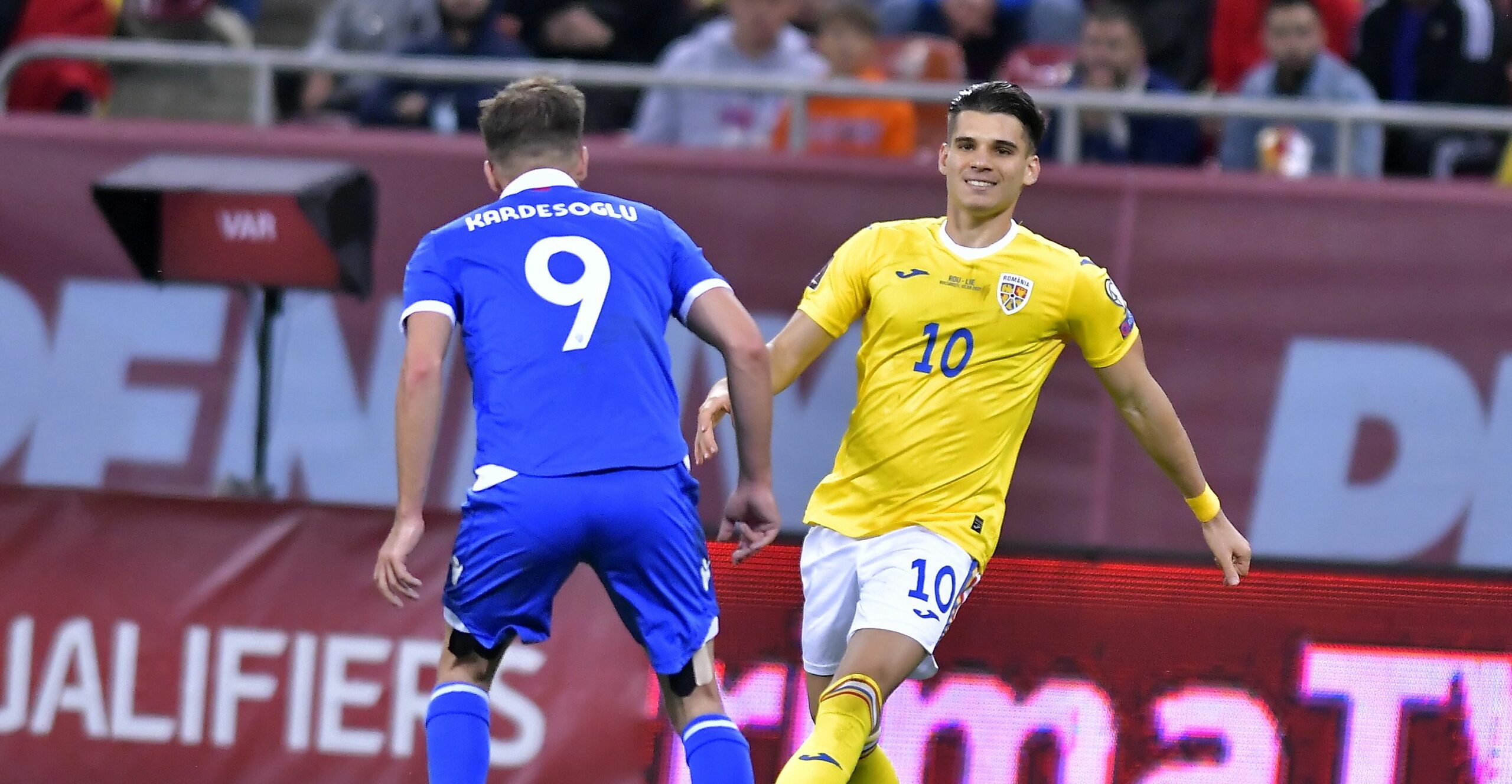 Gheorghe Hagi a răbufnit din nou după ce fiul său a fost lăsat acasă de ...