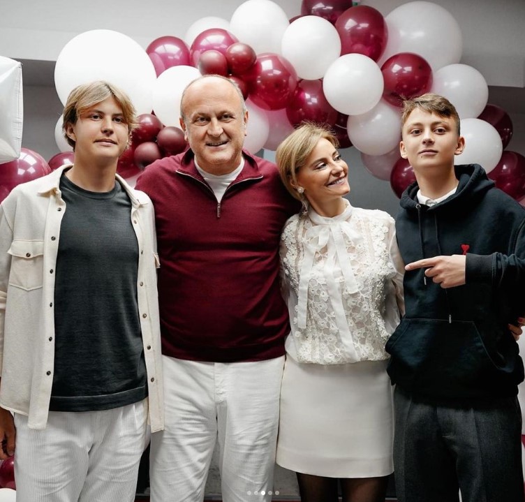 Dan Șucu își serbează ziua de naștere în alb-vișiniu!